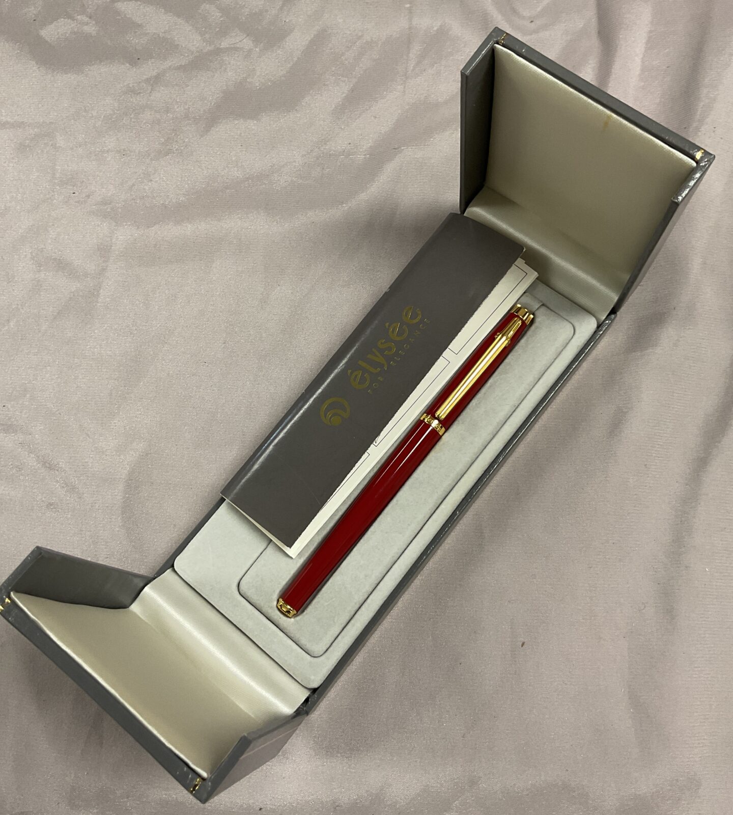 Eylsee german made fountain pen in original case – Badgers Auctions