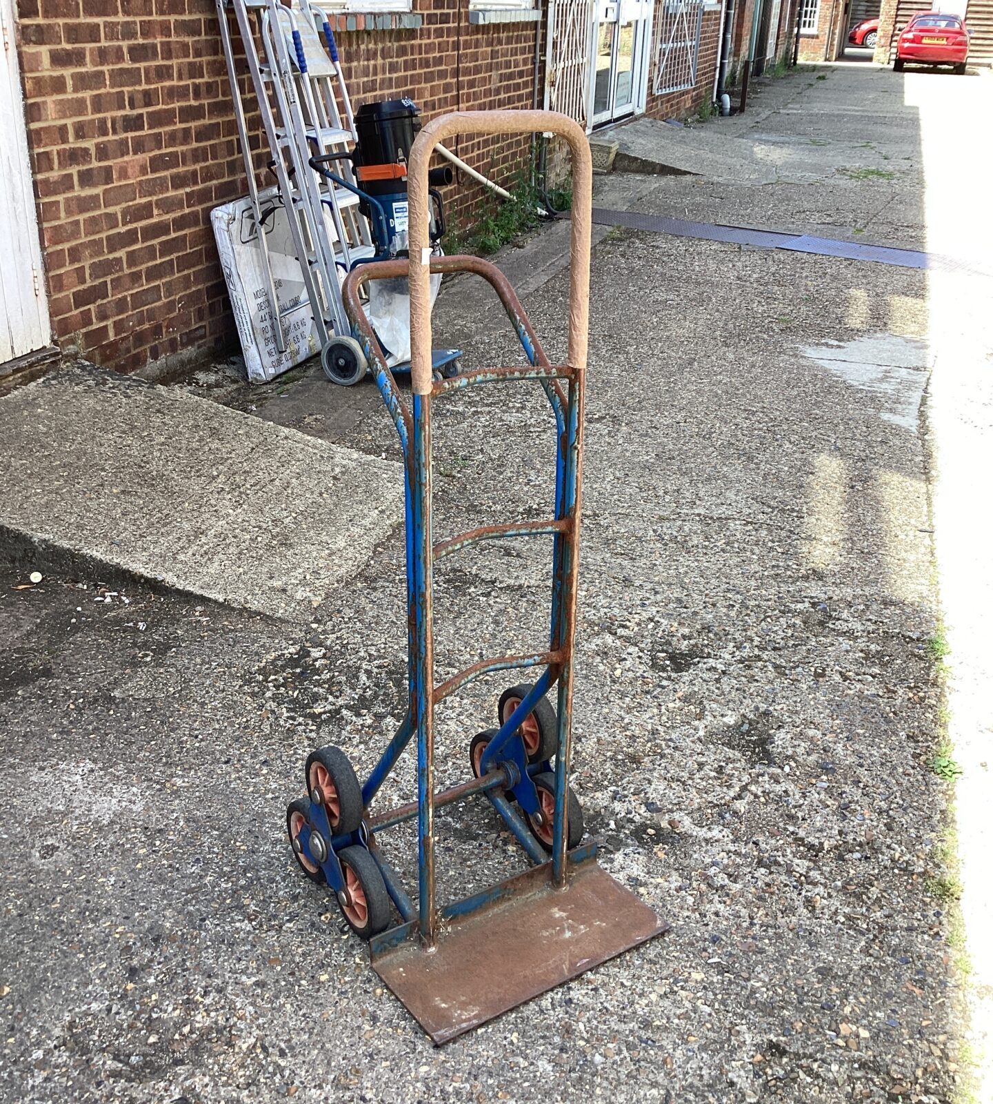 Metal Heavy Duty Sack barrow – Badgers Auctions