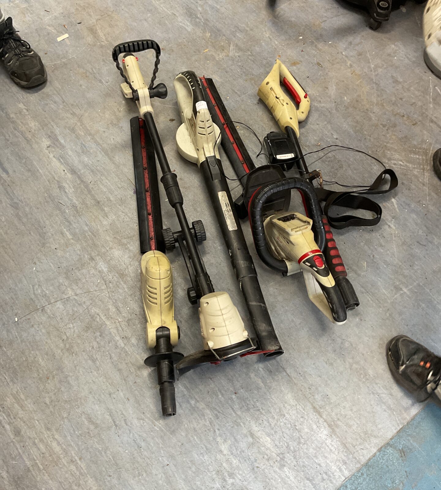Eckman Multi Tool – Badgers Auctions