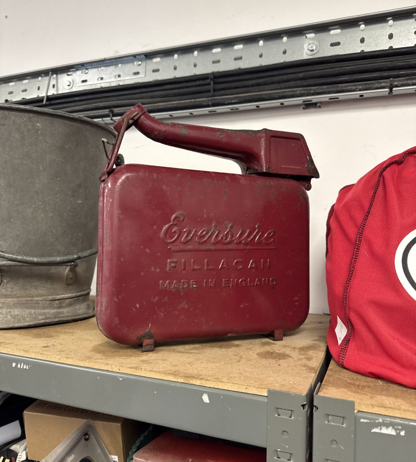 Vintage eversure fillagan fuel can – Badgers Auctions