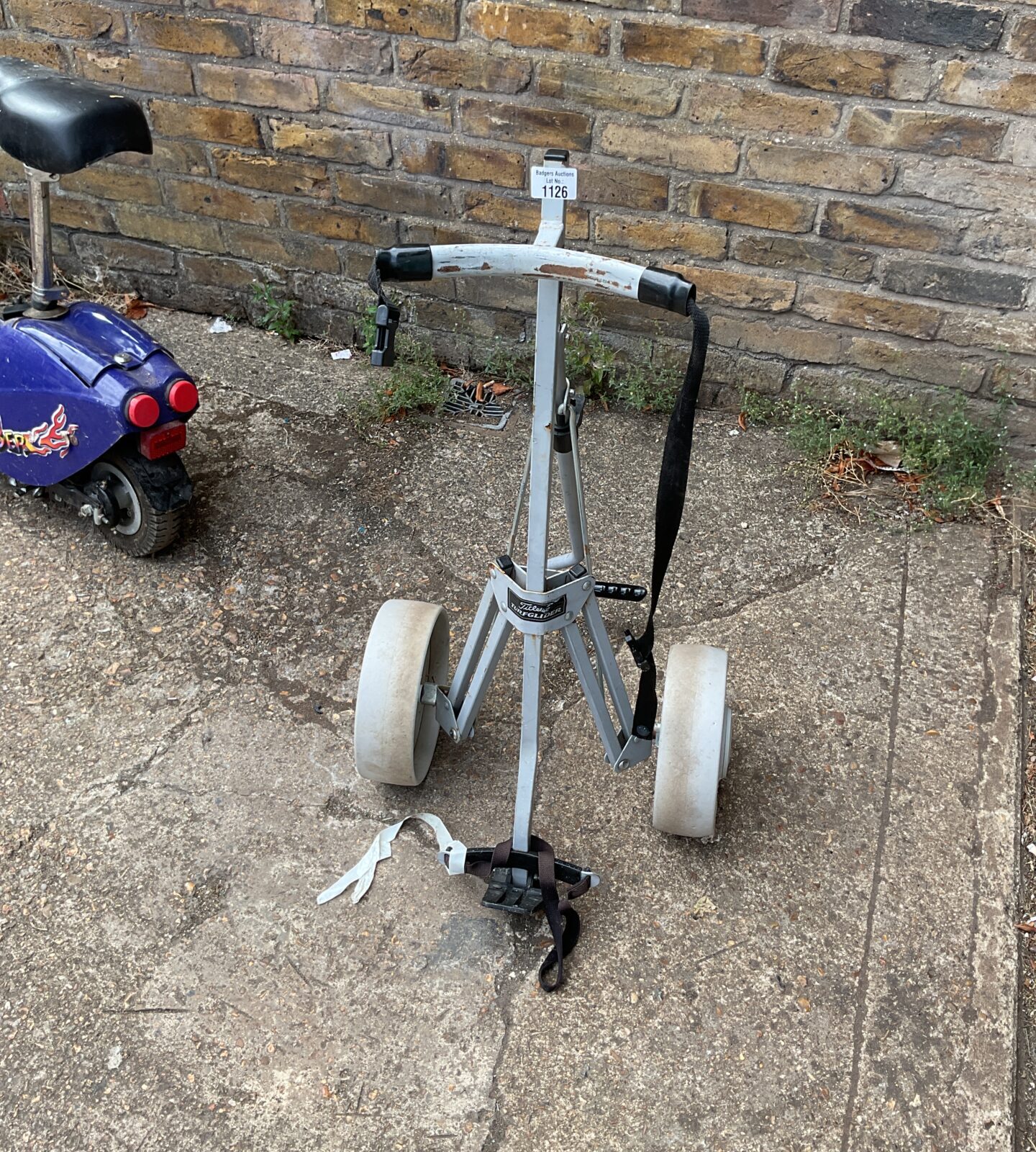 Titleist turfglider golf trolley – Badgers Auctions