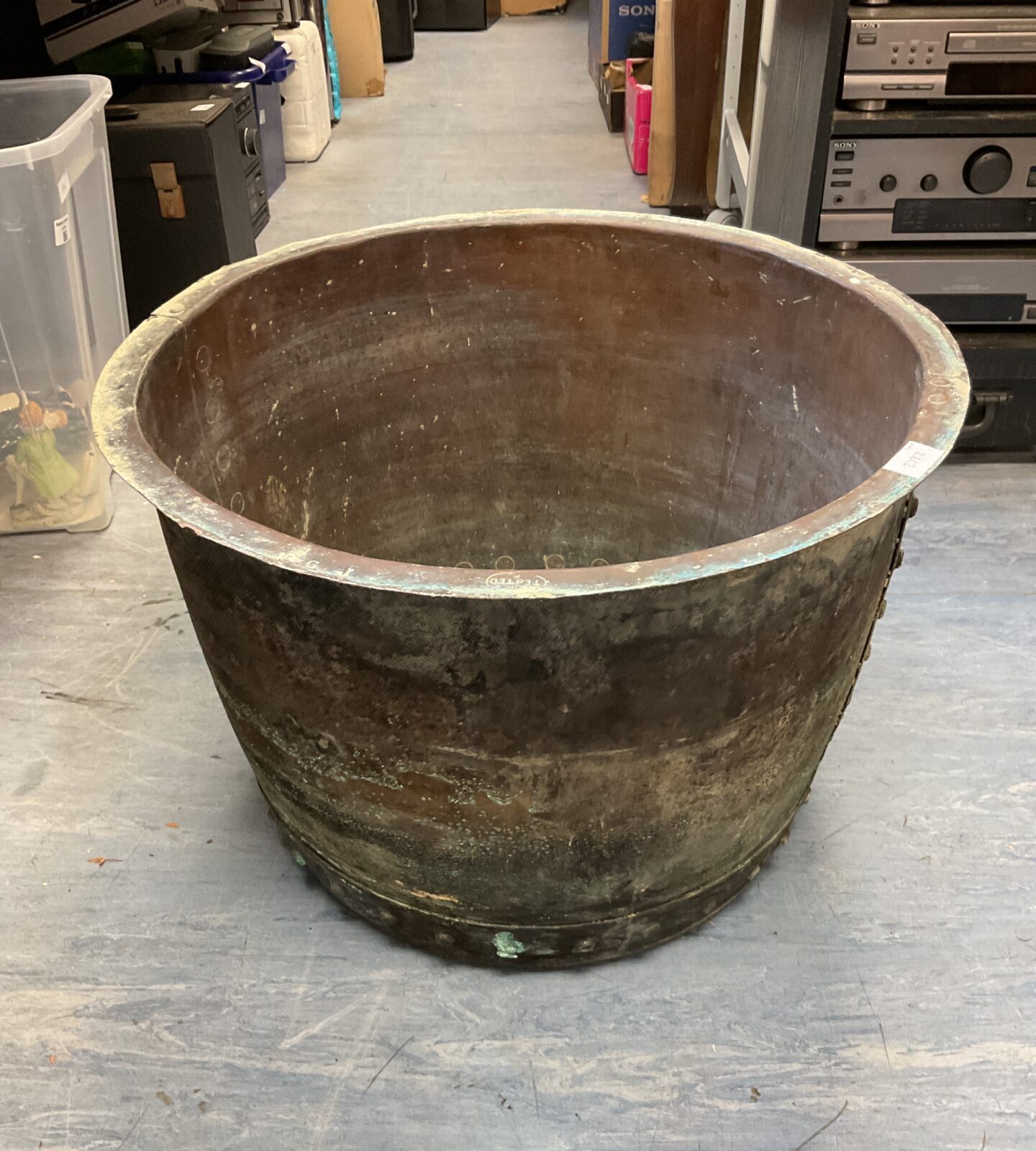 Large antique copper boiling pot marked g j 58x40cm – Badgers Auctions