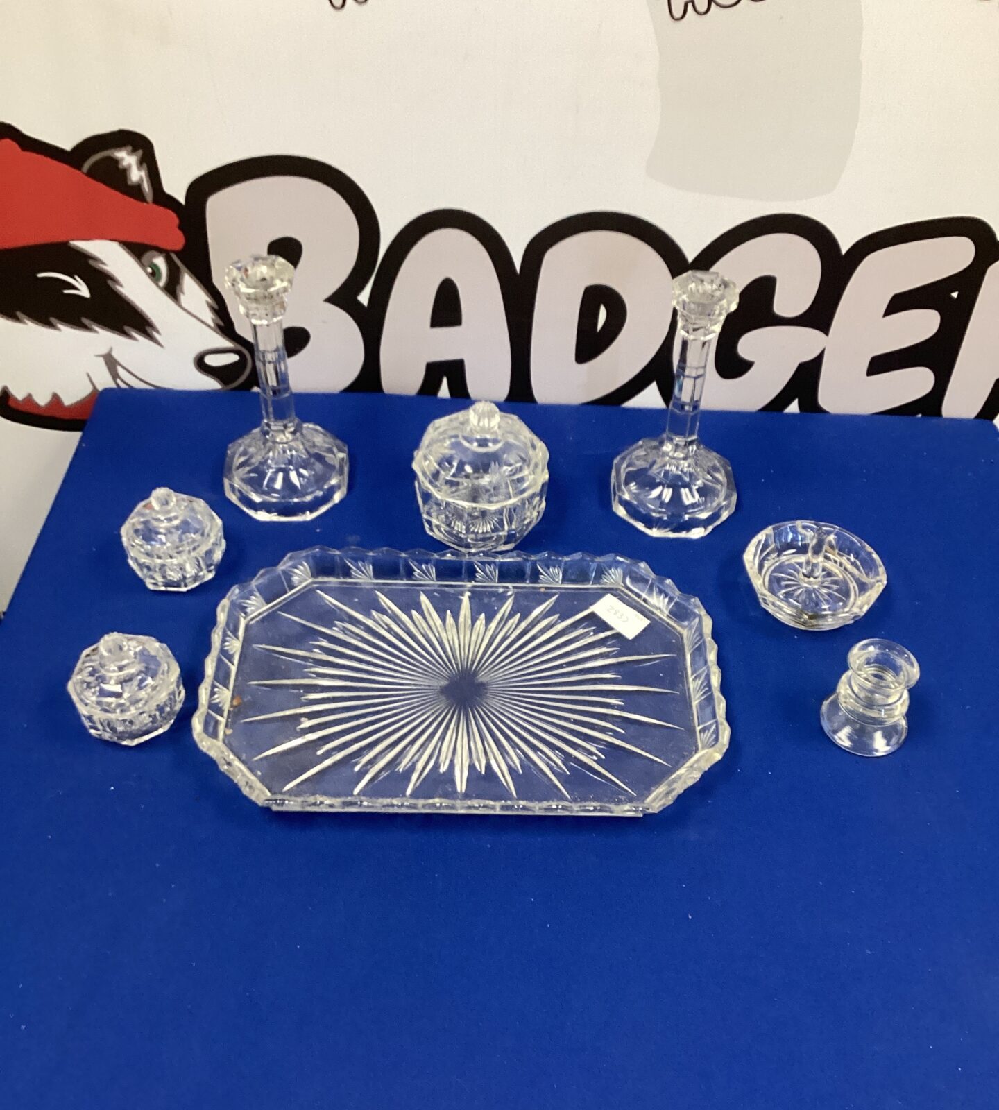 Vintage cut glass Dressing table Set – Badgers Auctions | On-site and ...