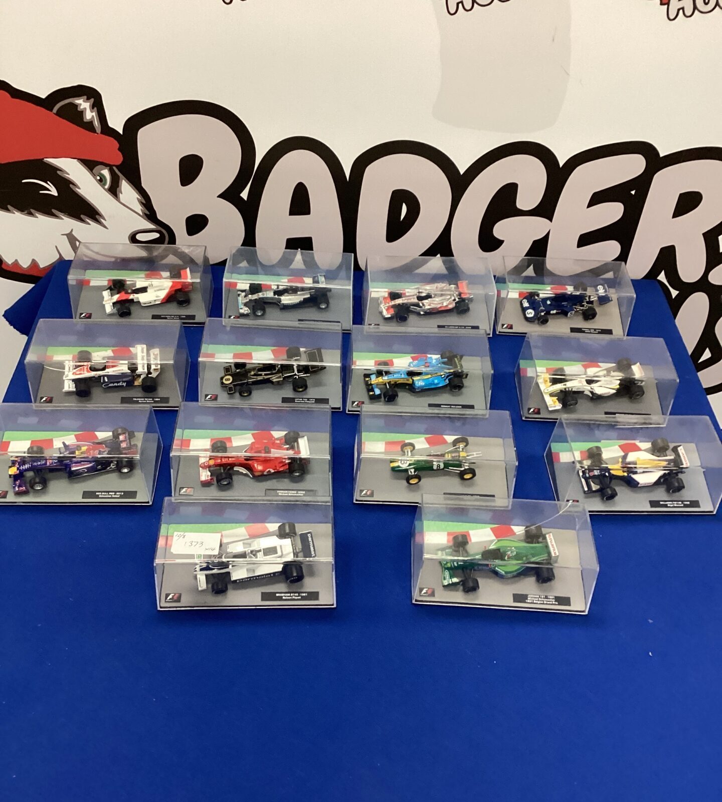 Set of 14 Model Formula One Racing Cars – Badgers Auctions