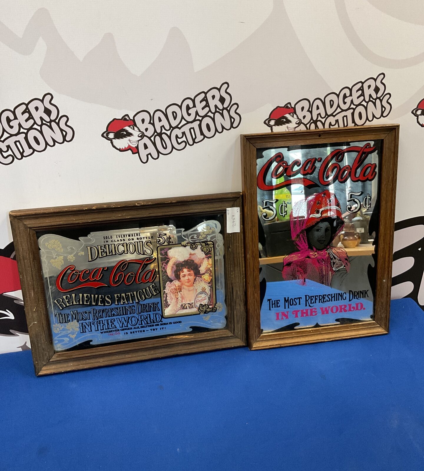 Two vintage coca cola pub mirrors – Badgers Auctions