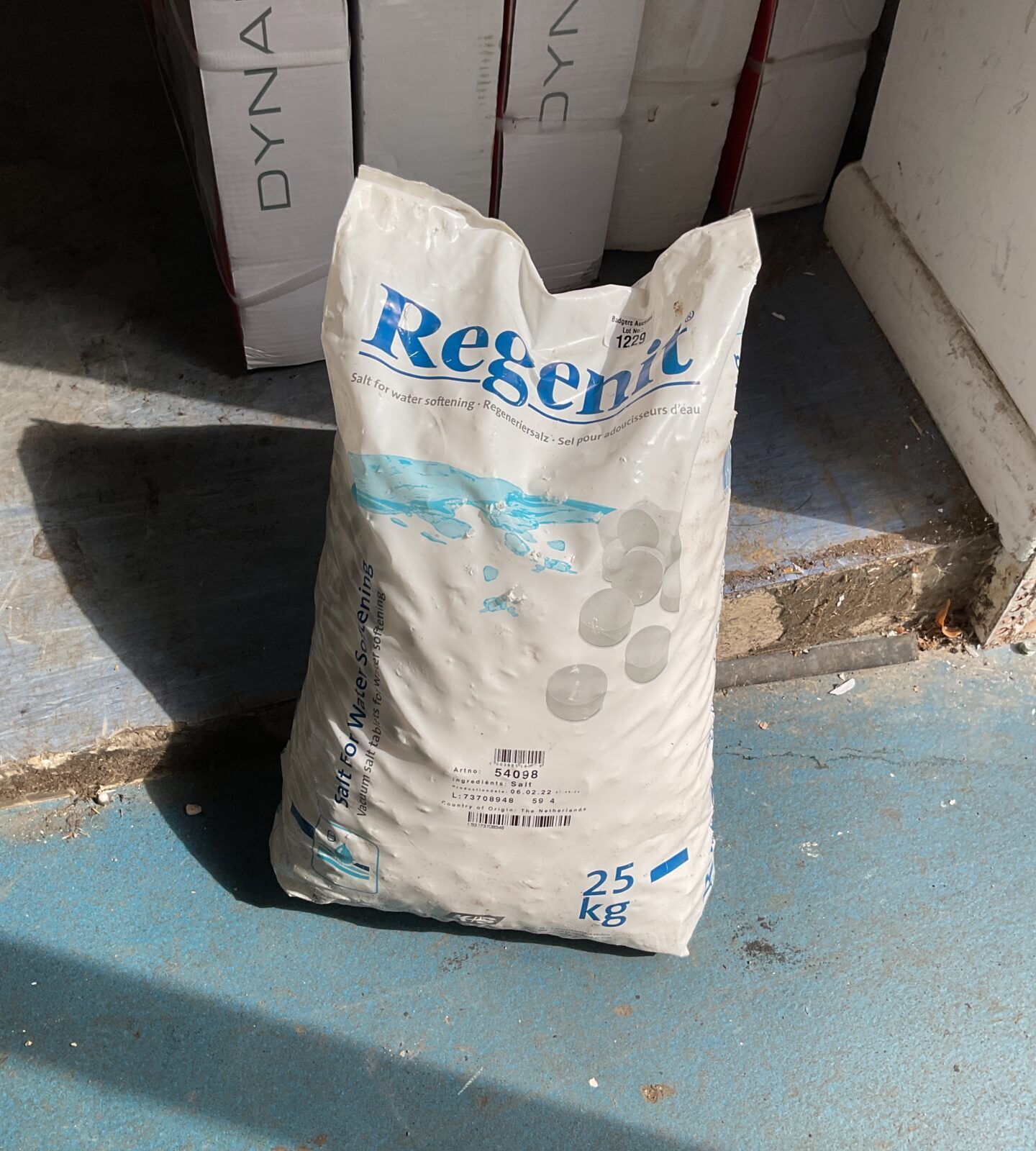 Bag of regenit salt for softening – Badgers Auctions