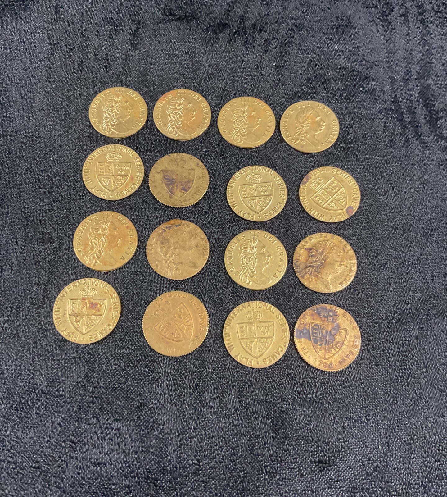 Sixteen Georgian Gaming Tokens – Badgers Auctions