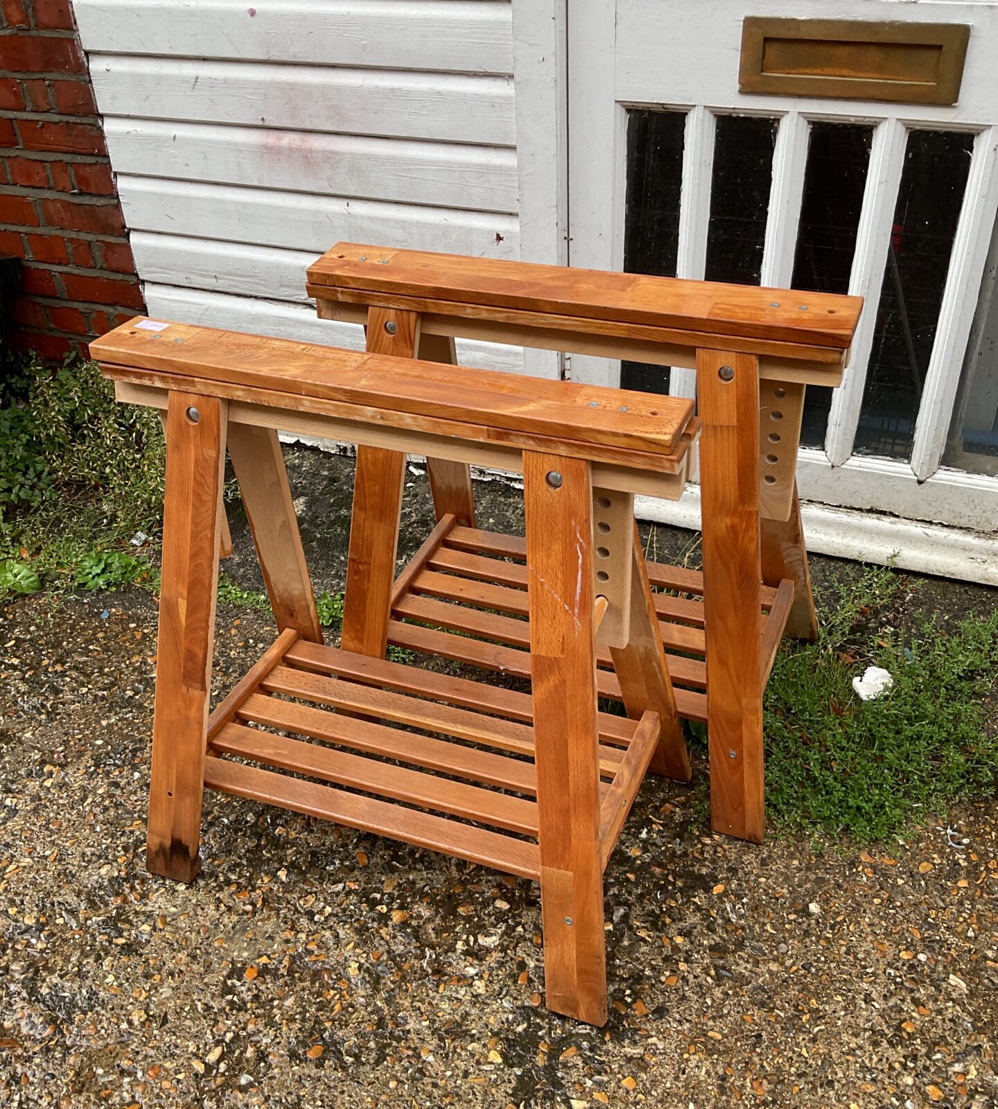 Pair of wooden tressels – Badgers Auctions