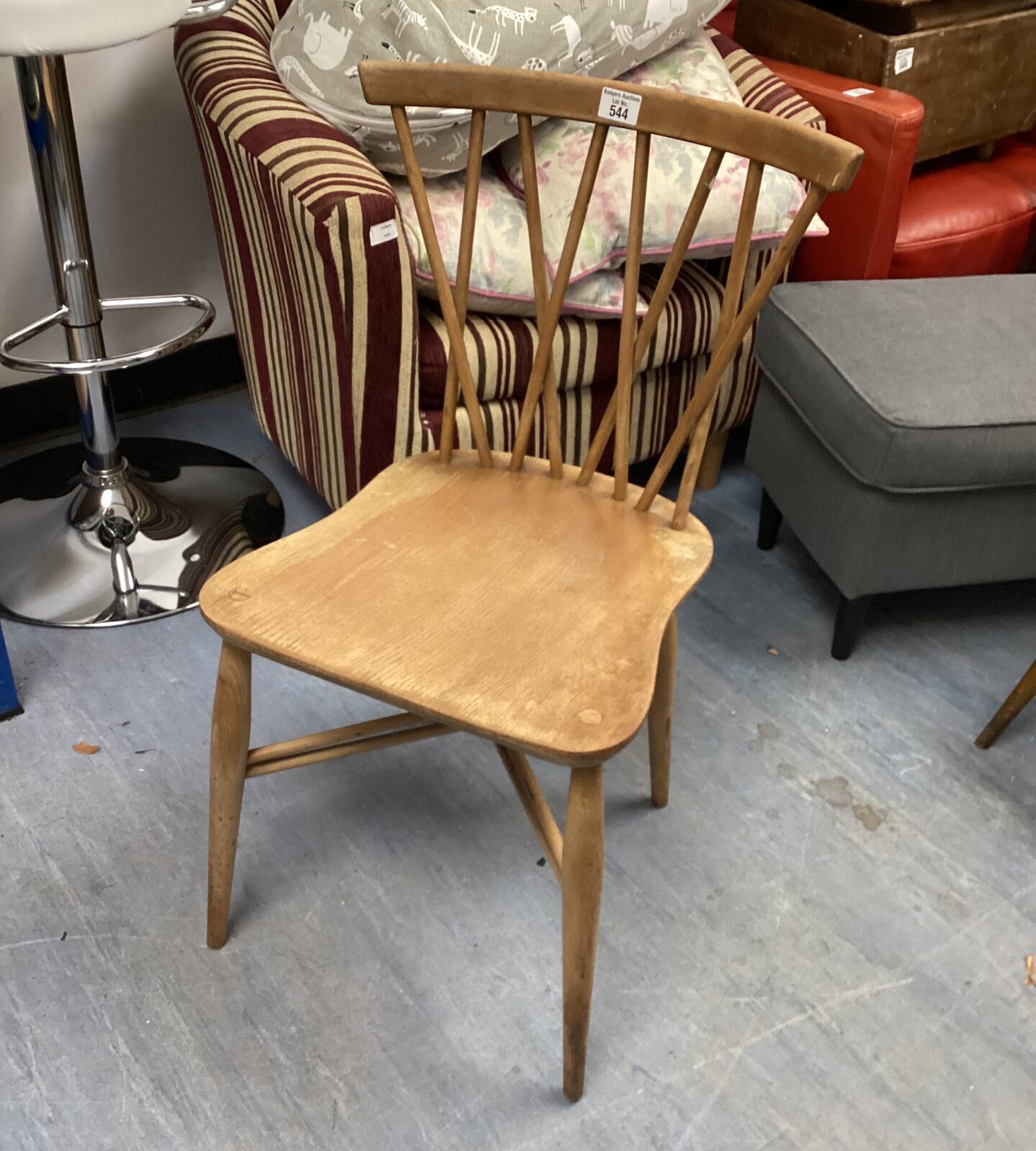 Ercol stick back chair – Badgers Auctions