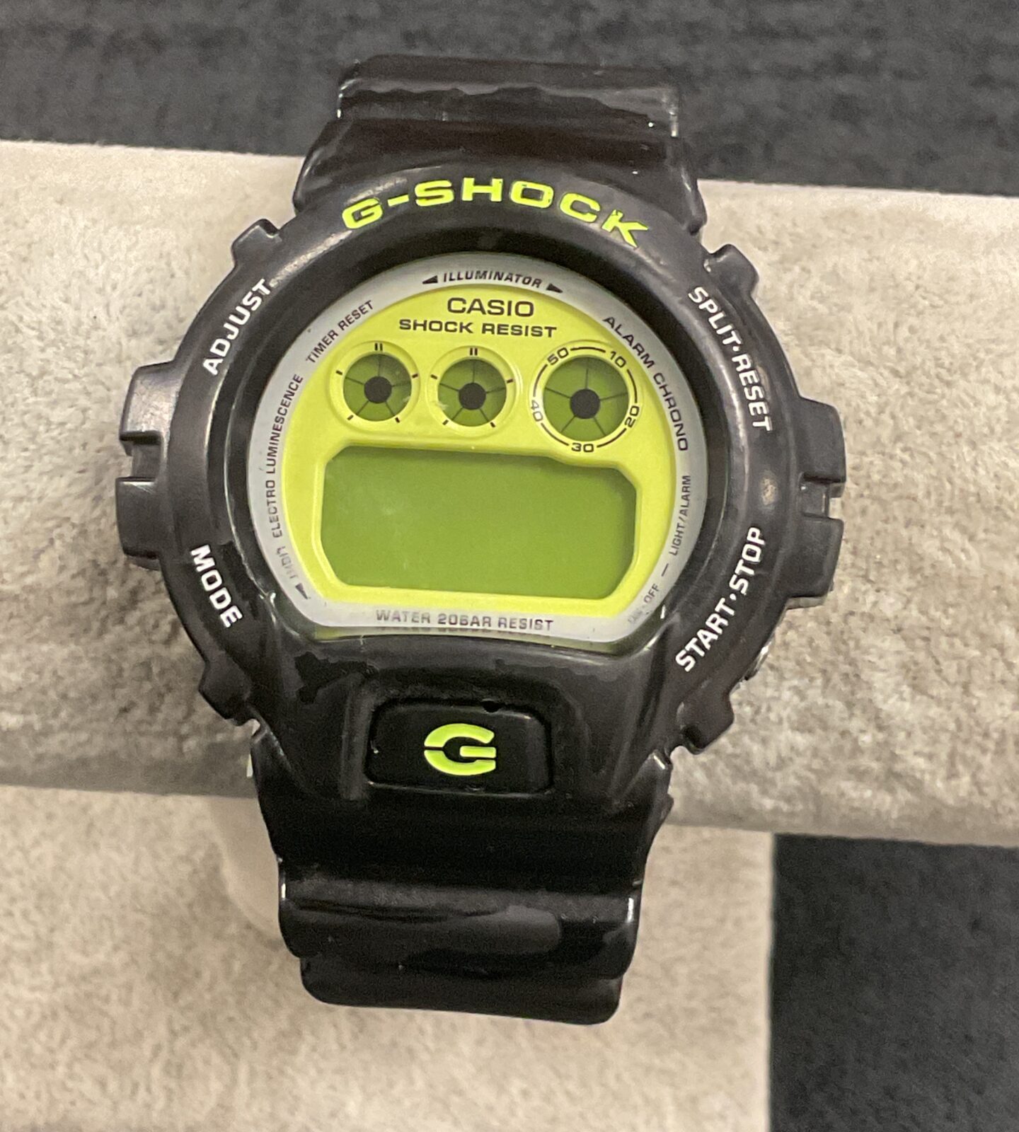 Casio G Shock Quartz Digital Wristwatch – Badgers Auctions