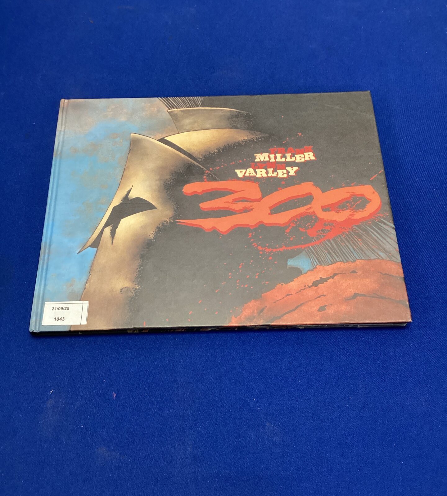 Frank miller & lynn varley hardback comic book edition of 300 – Badgers ...
