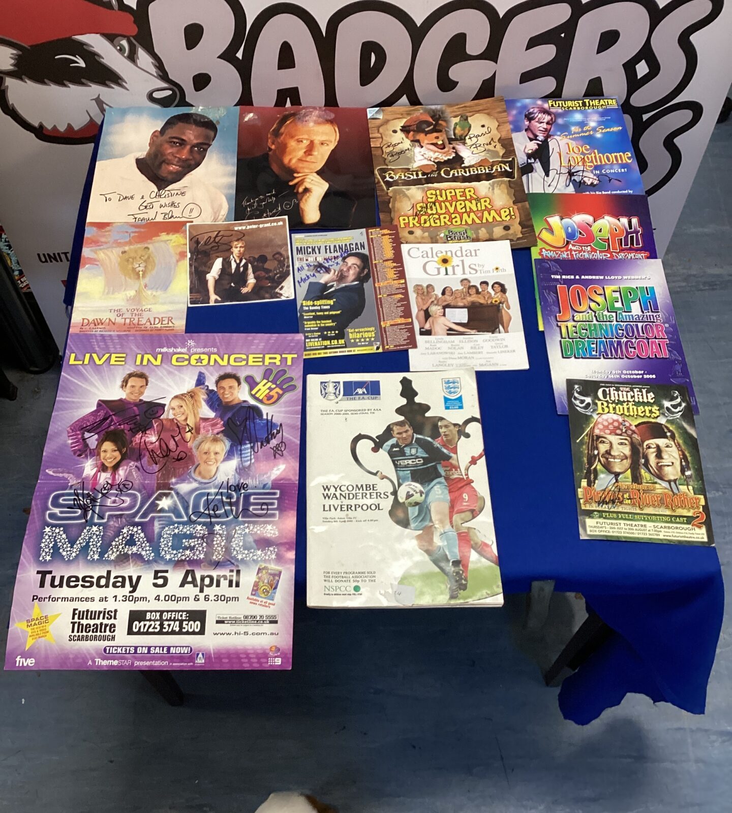Collection of signed & unsigned event programs & signed celebrity ...