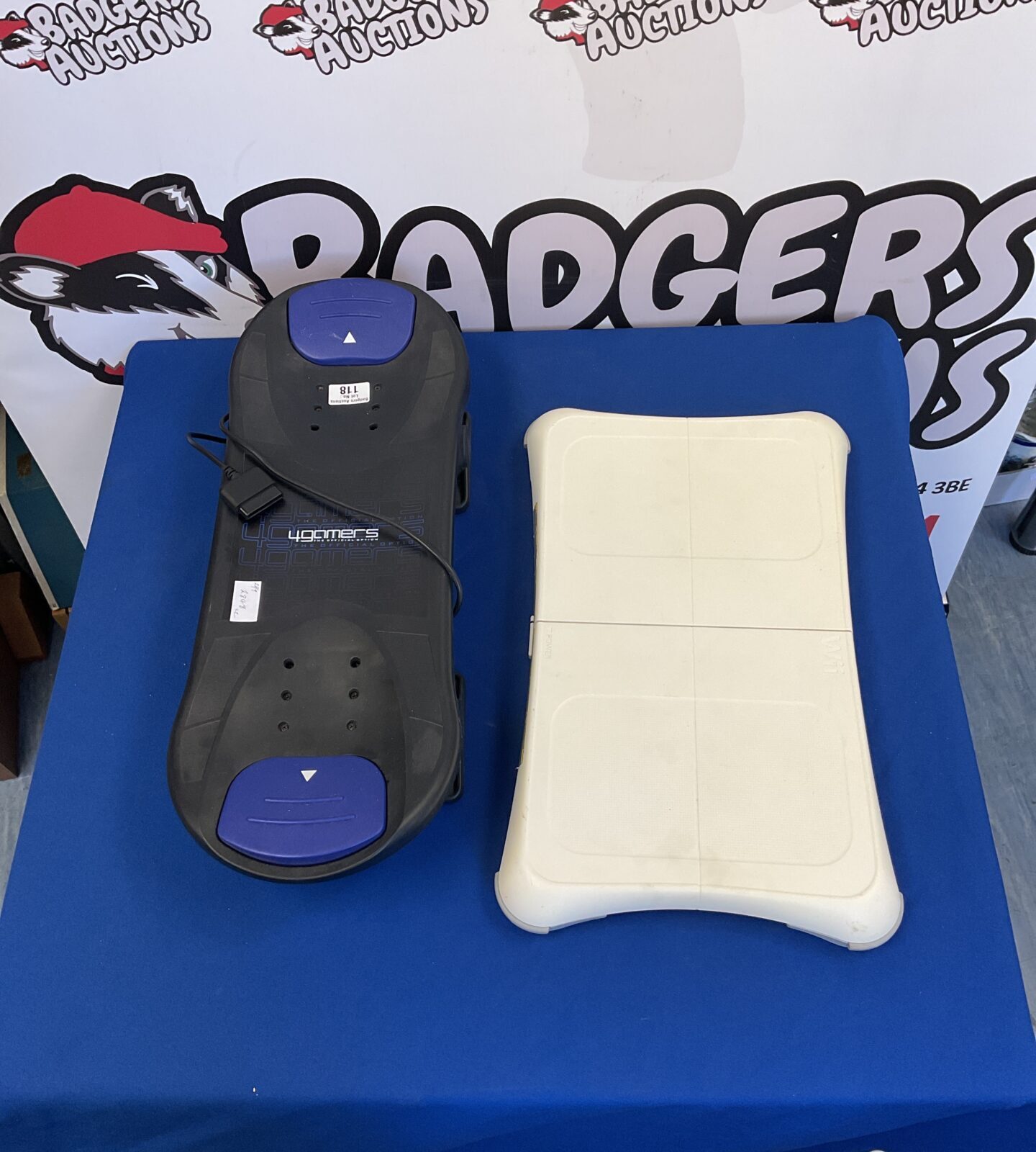 Wii fit board and 4gamers sportsboard gaming accessory – Badgers Auctions
