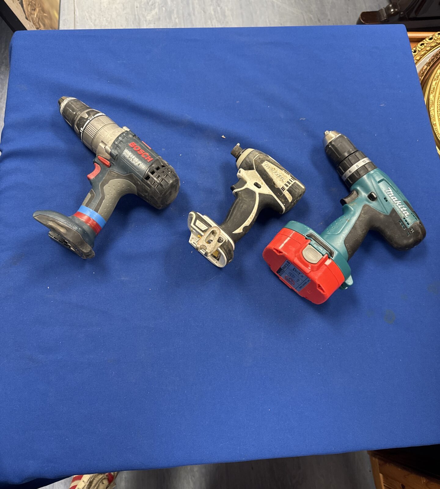 Three cordless power tools inc Makita & Bosch – untested – Badgers Auctions