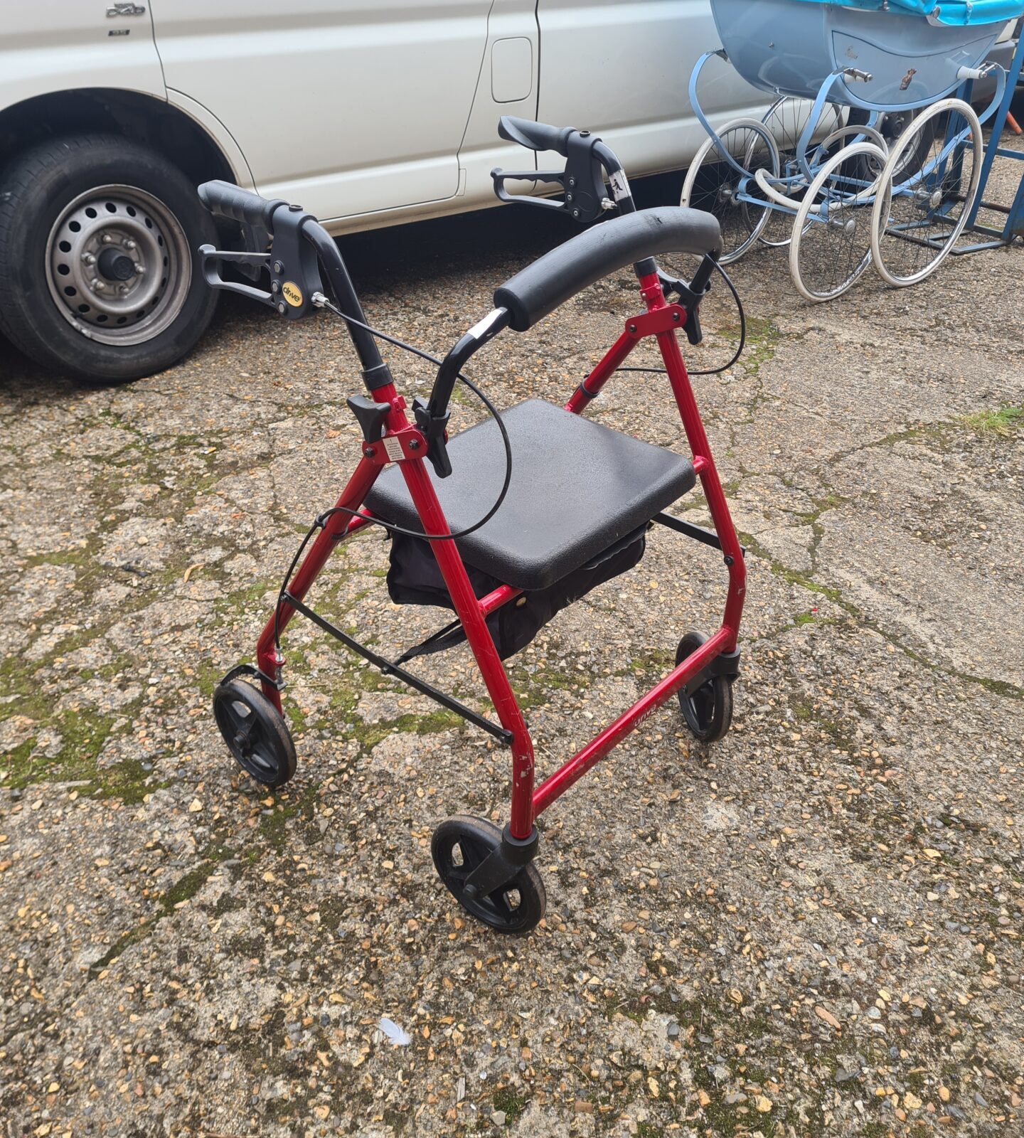 Drive mobility walking assistance trolley – Badgers Auctions