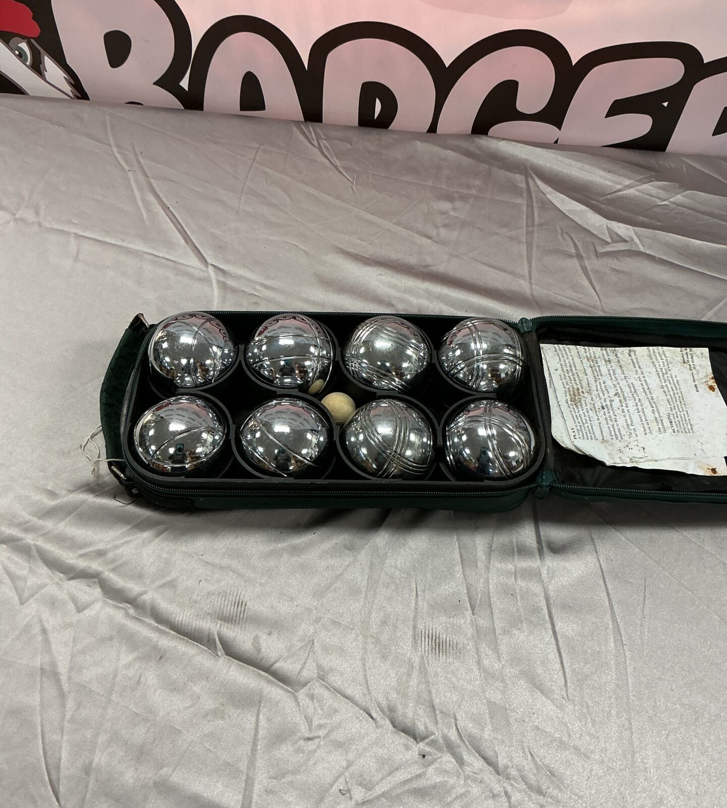Set of metal Boules – Badgers Auctions