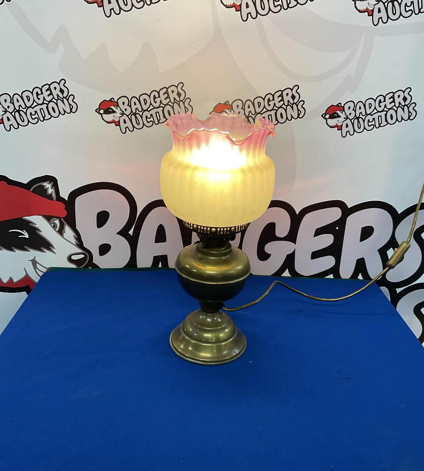 Converted to electric oil lamp – Badgers Auctions