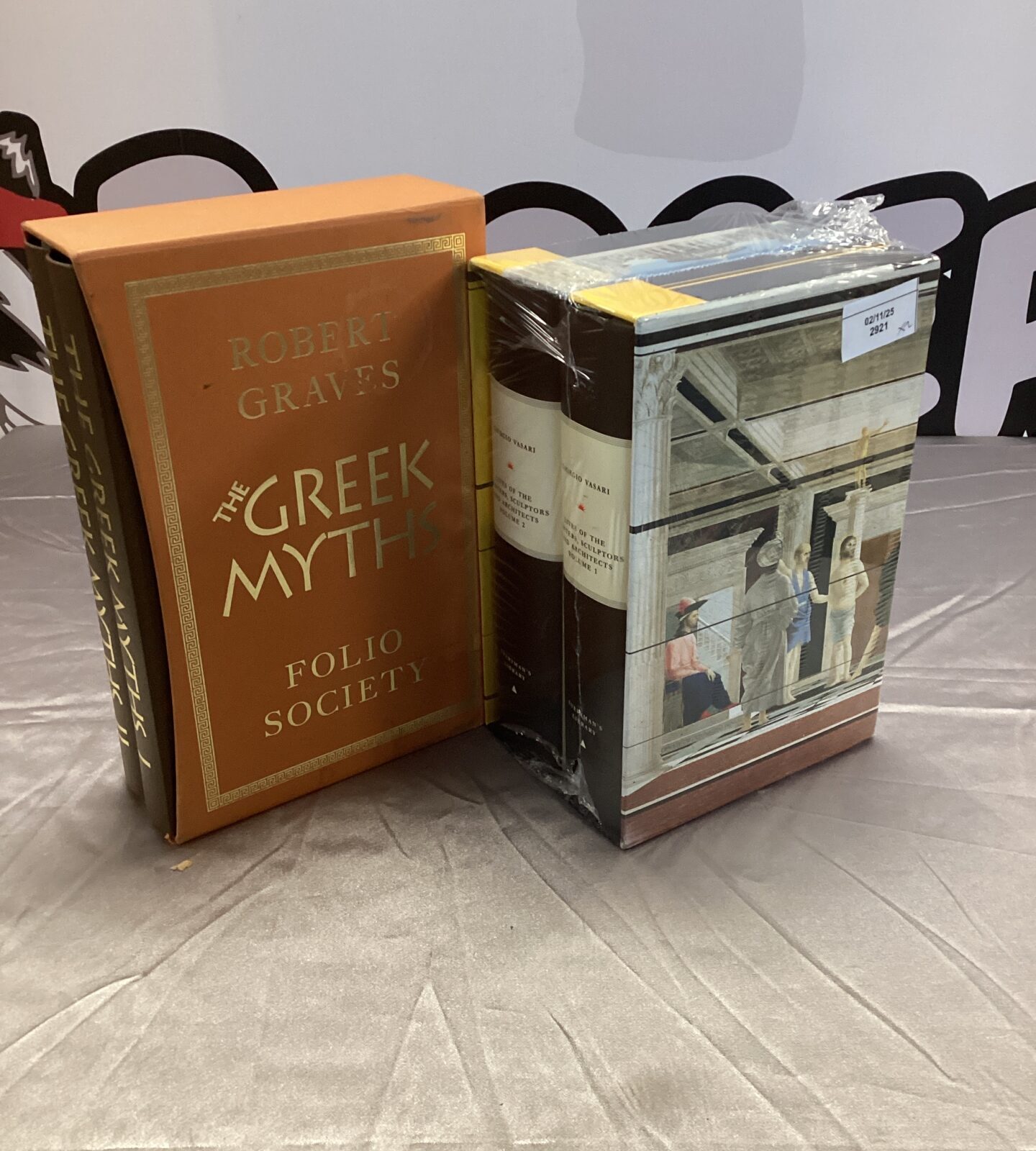 two book sets inc folio Society & the everyman library – Badgers Auctions