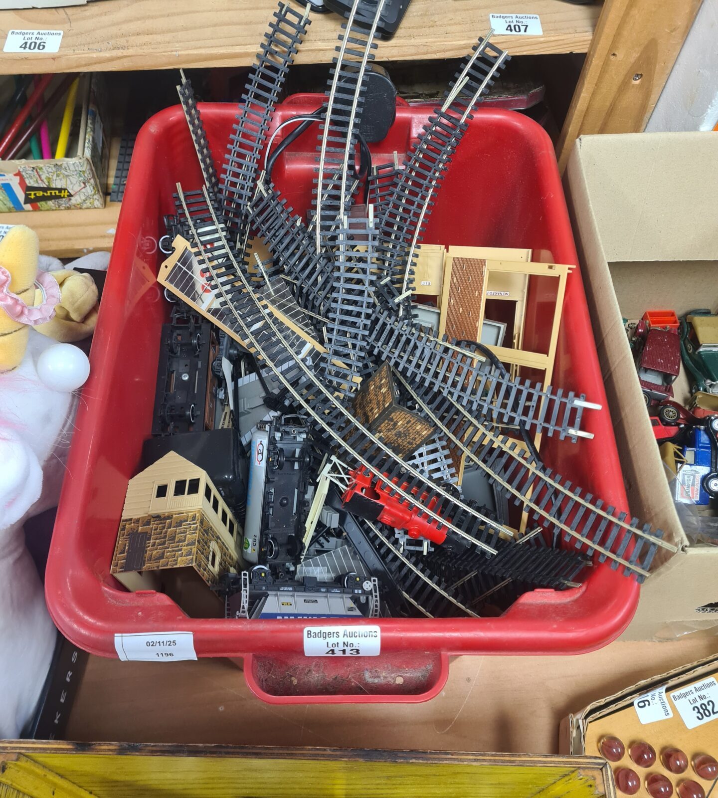 Box of hornby railways items inc trains, carriages, tracks and ...