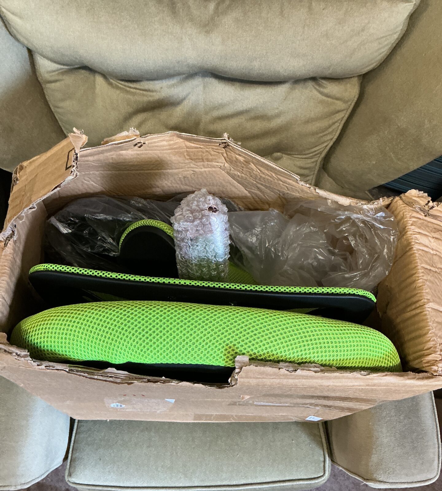 New Office Chair in box – Badgers Auctions