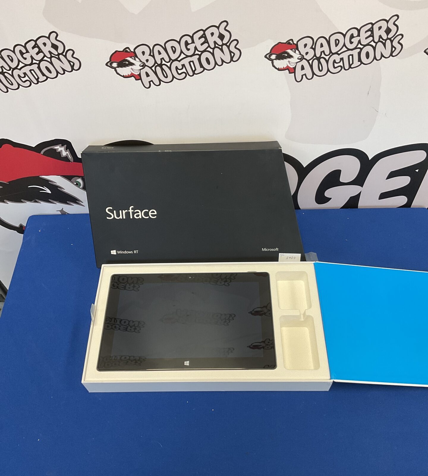 Microsoft Surface Windows RT 32GB model 1516 – Badgers Auctions