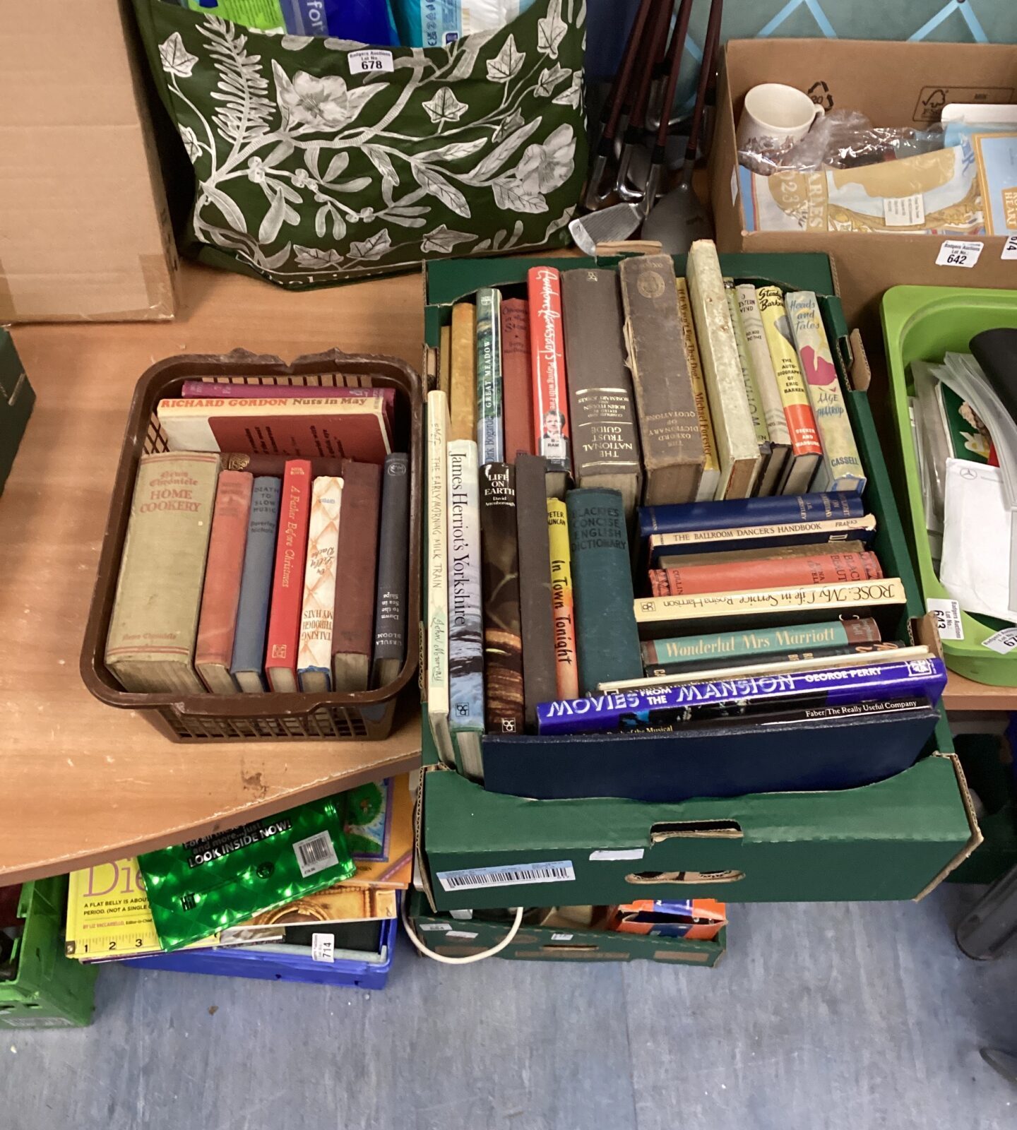 Two boxes of mixed books inc cats the book of the musical, Gordon ...