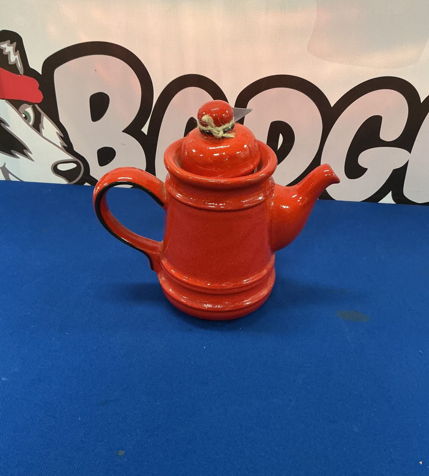Red Pottery tea pot – Badgers Auctions