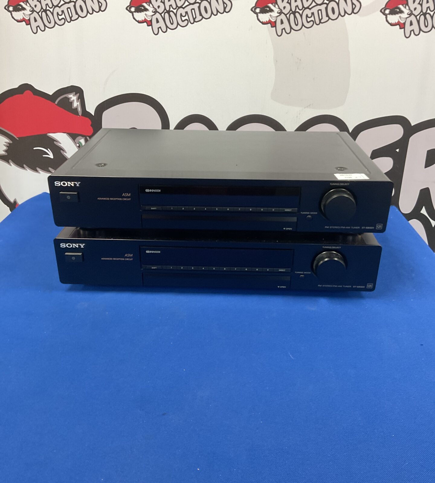Two Sony ST-SB920 FM stereo/FM-AM tuners – Badgers Auctions
