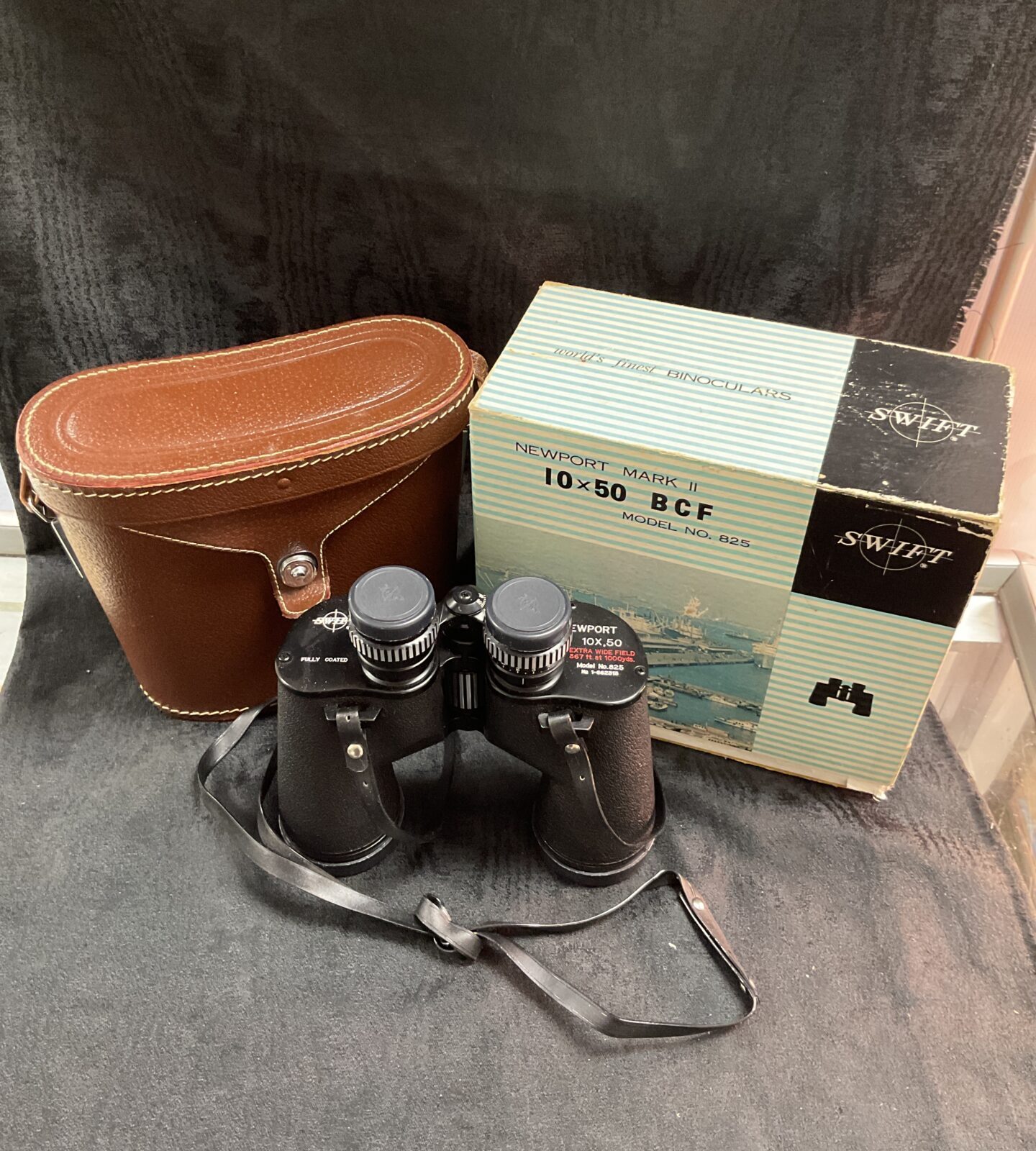 Pair of Swift Newport Mk Il Model No 82510×50 Binoculars with case ...