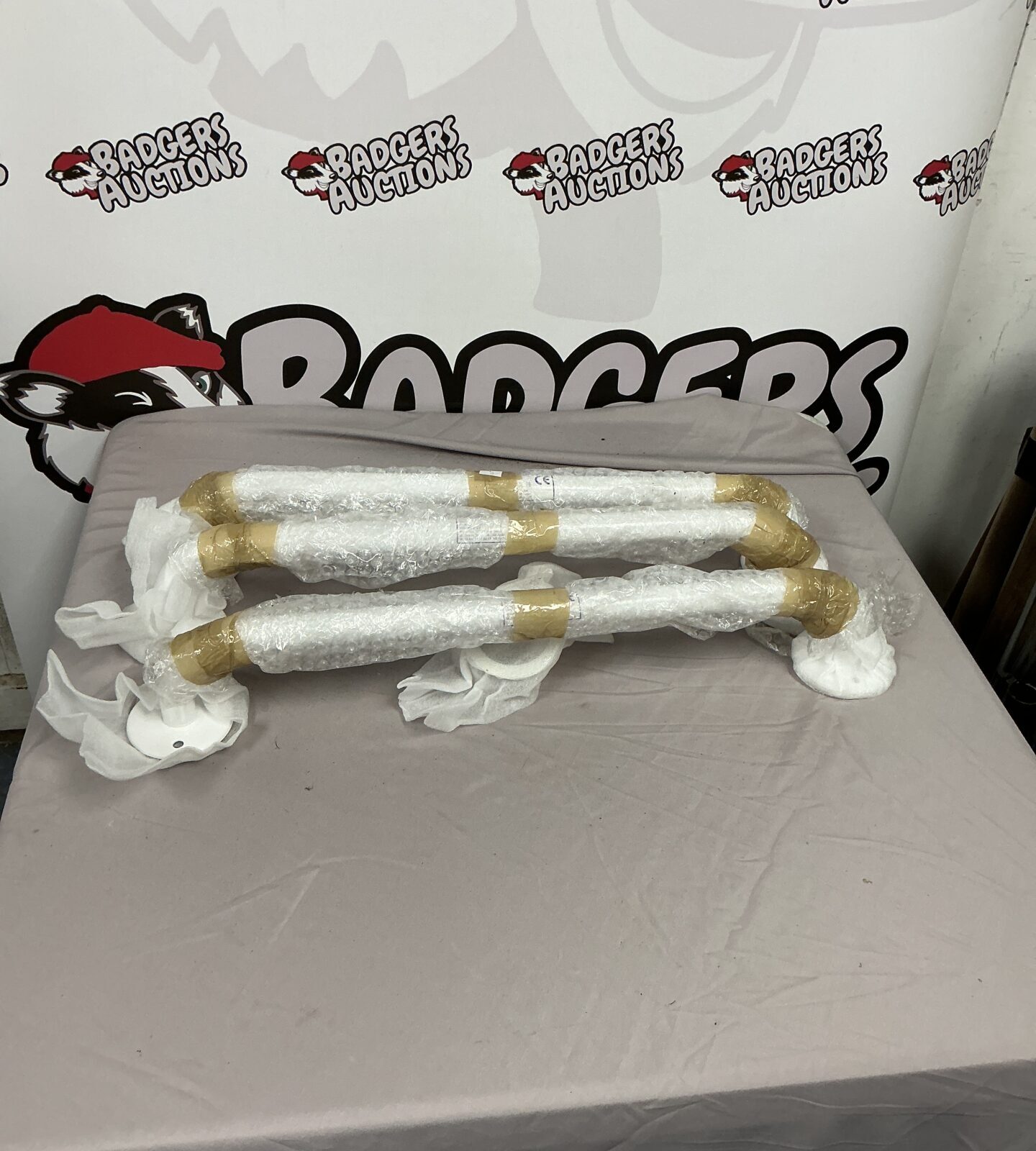 Three grab rails – Badgers Auctions