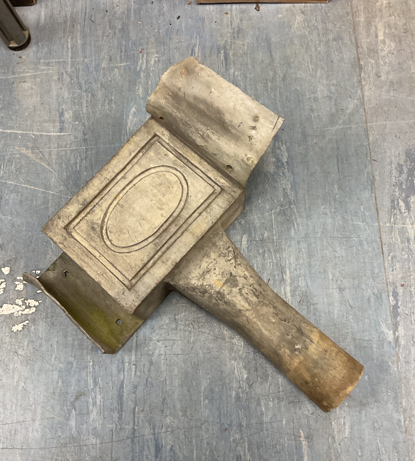 Victorian lead drain hopper – Badgers Auctions