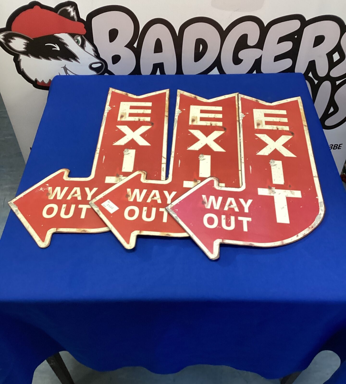Three vintage style reproduction metal exit signs – Badgers Auctions