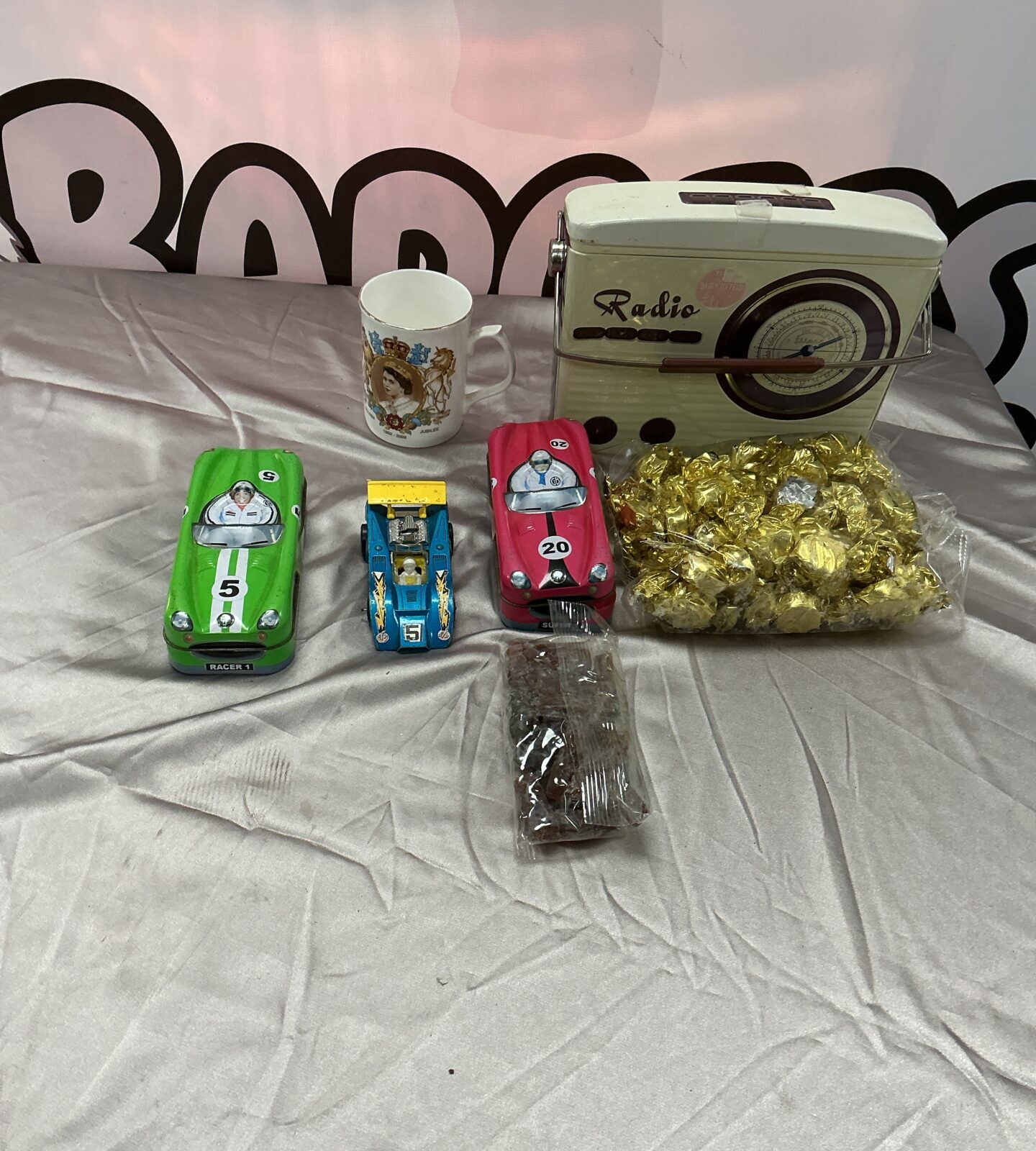 Selection of metal sweet containers with contents – Badgers Auctions