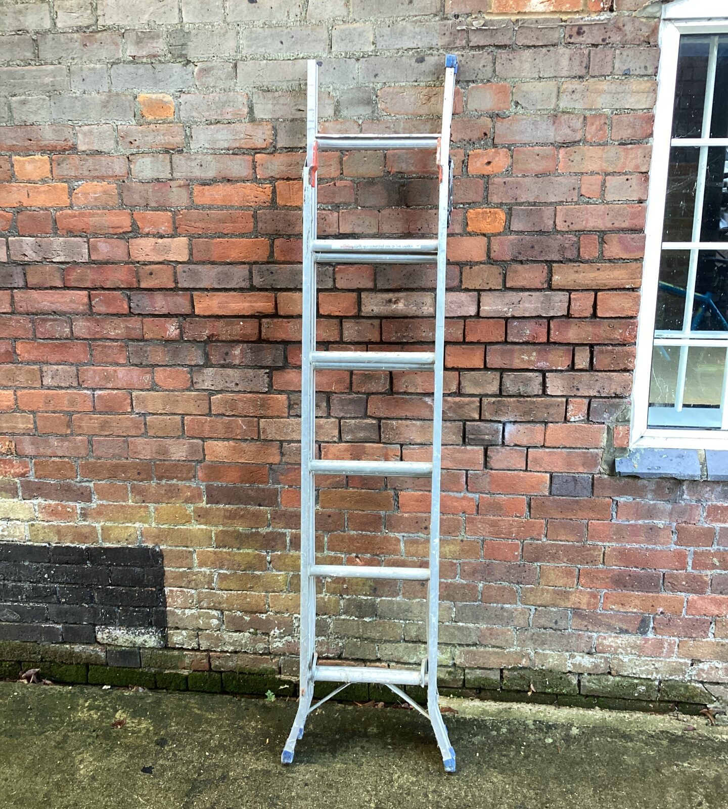 Abru extension ladder – Badgers Auctions