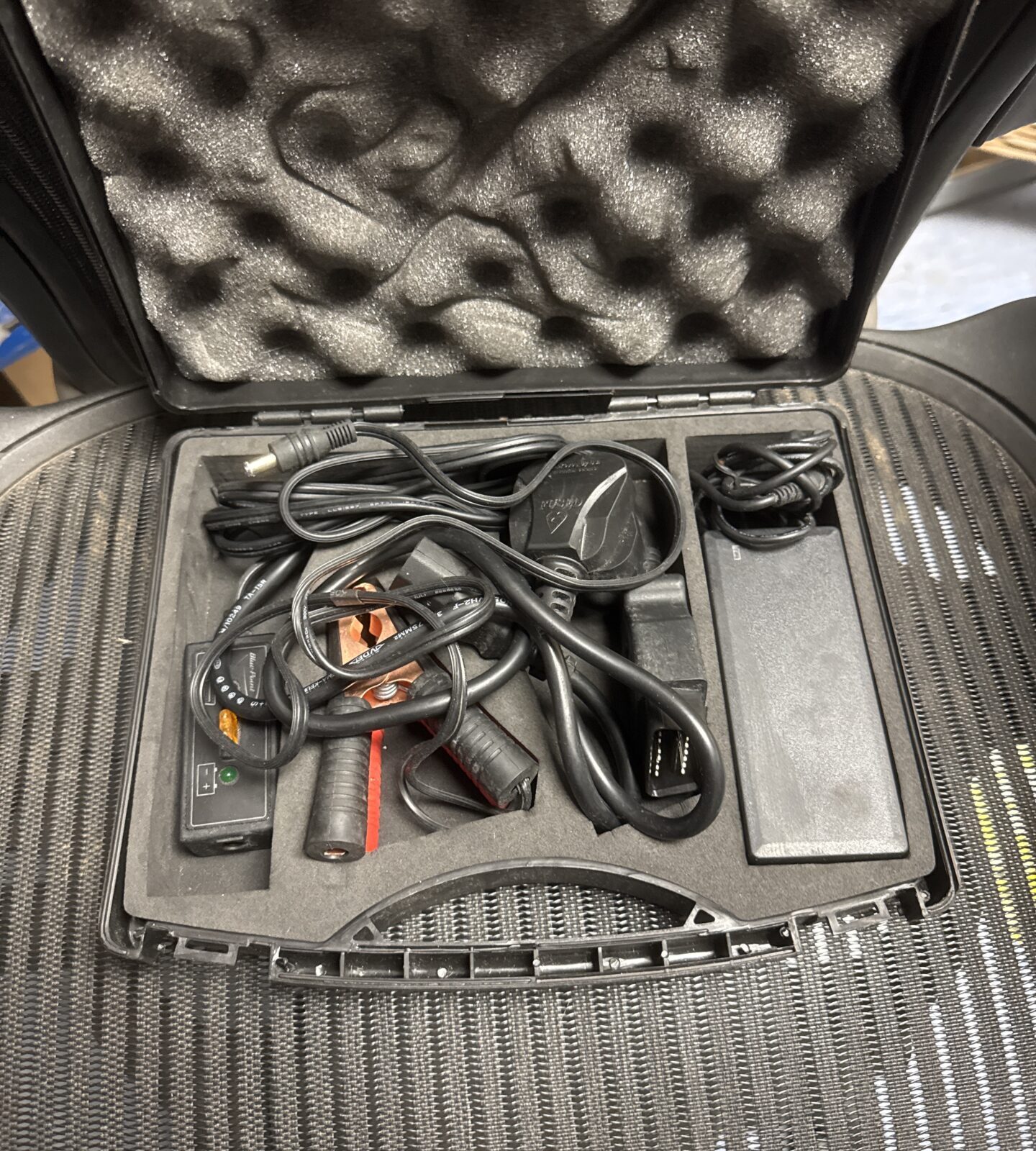 Bluepoint 12v eobd memory saver set – Badgers Auctions