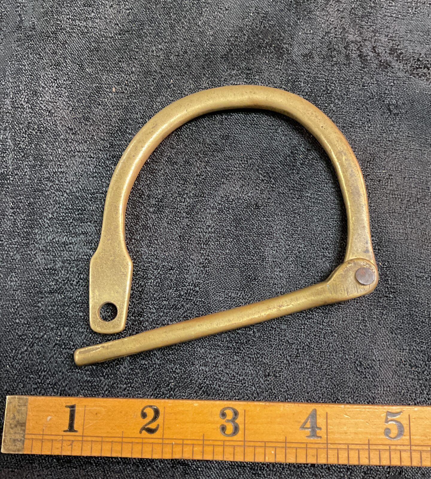WW2 British Army Brass Kitbag D Lock ring – Badgers Auctions