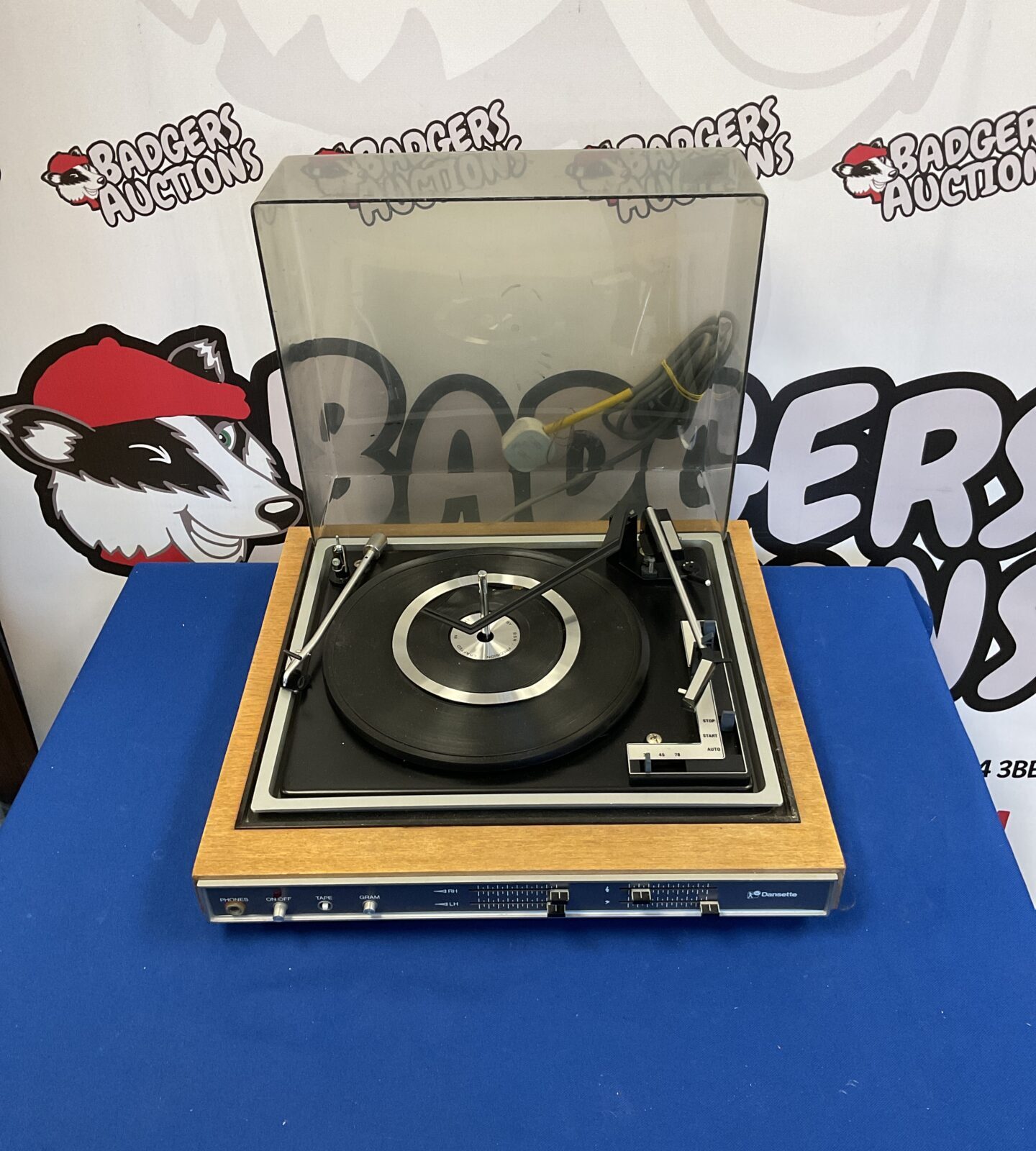 Dansette Turntable – Badgers Auctions