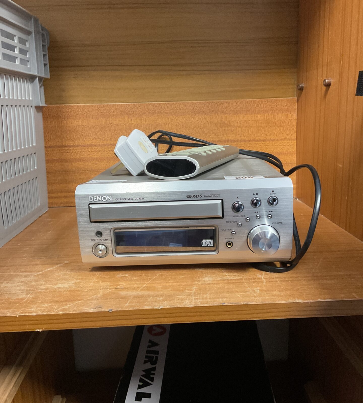 Denon CD receiver UD-M31 and remote – Badgers Auctions