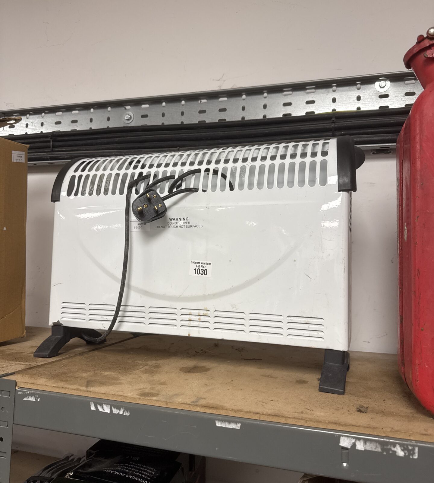 Electric convection heater – Badgers Auctions