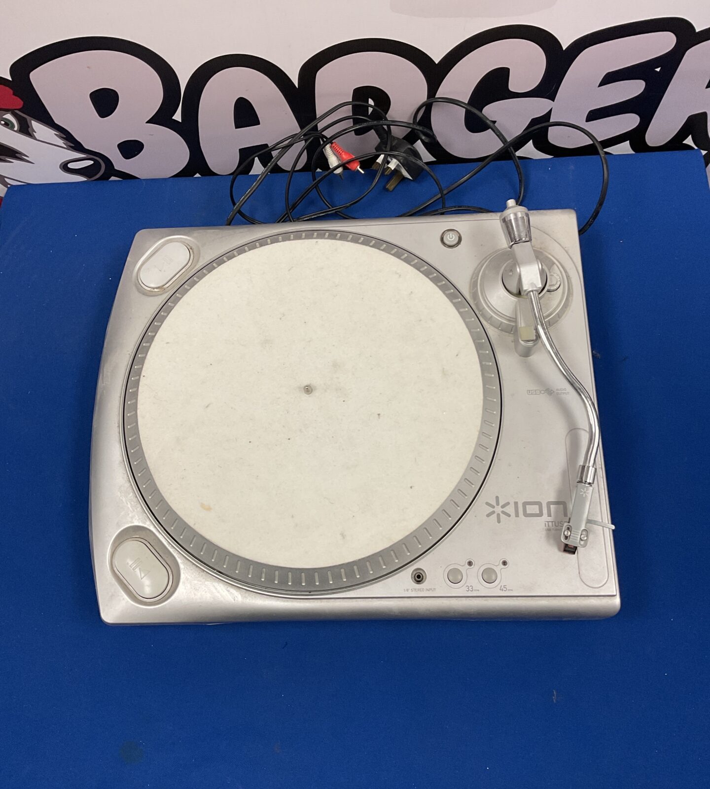 ION iTTUSB USB turntable – Badgers Auctions