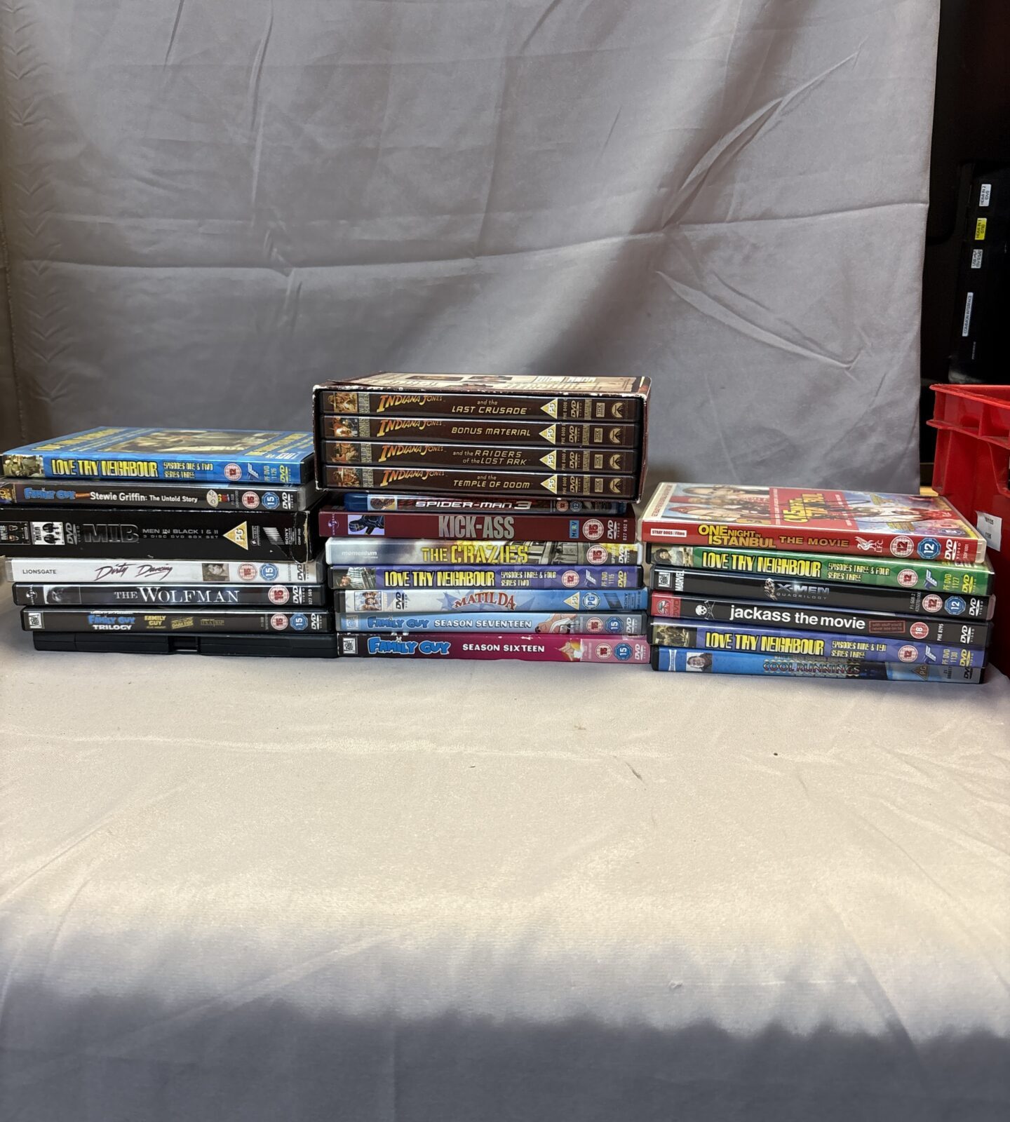 Selection of mixed dvds – Badgers Auctions