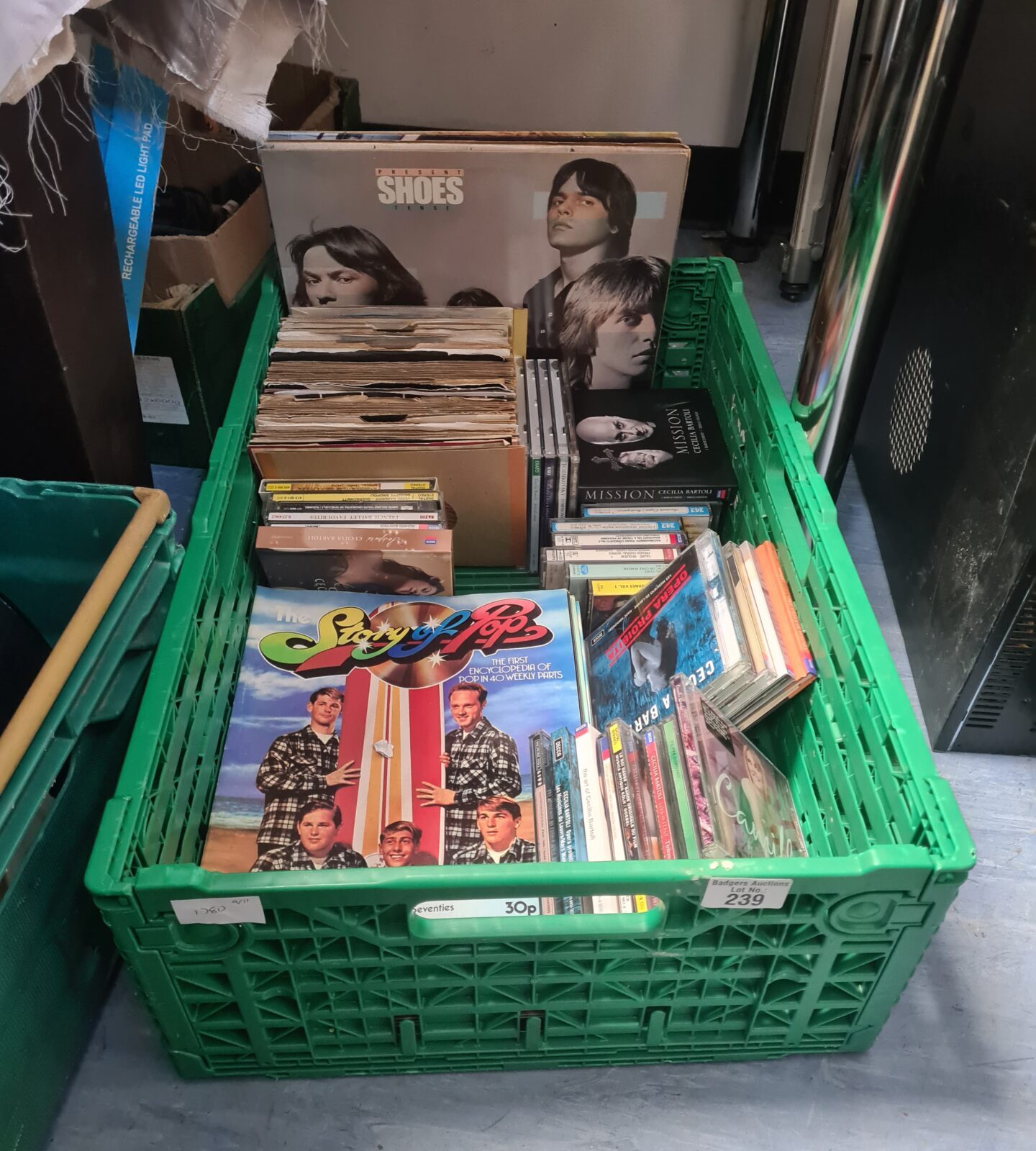 Crate of mixed records and cds – Badgers Auctions