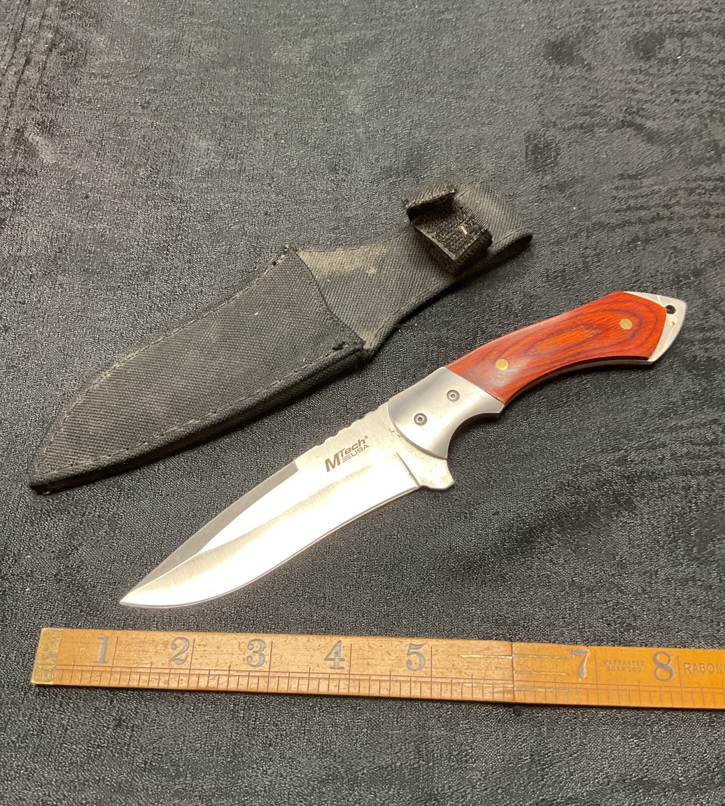 Mtech usa sheath knife – Badgers Auctions