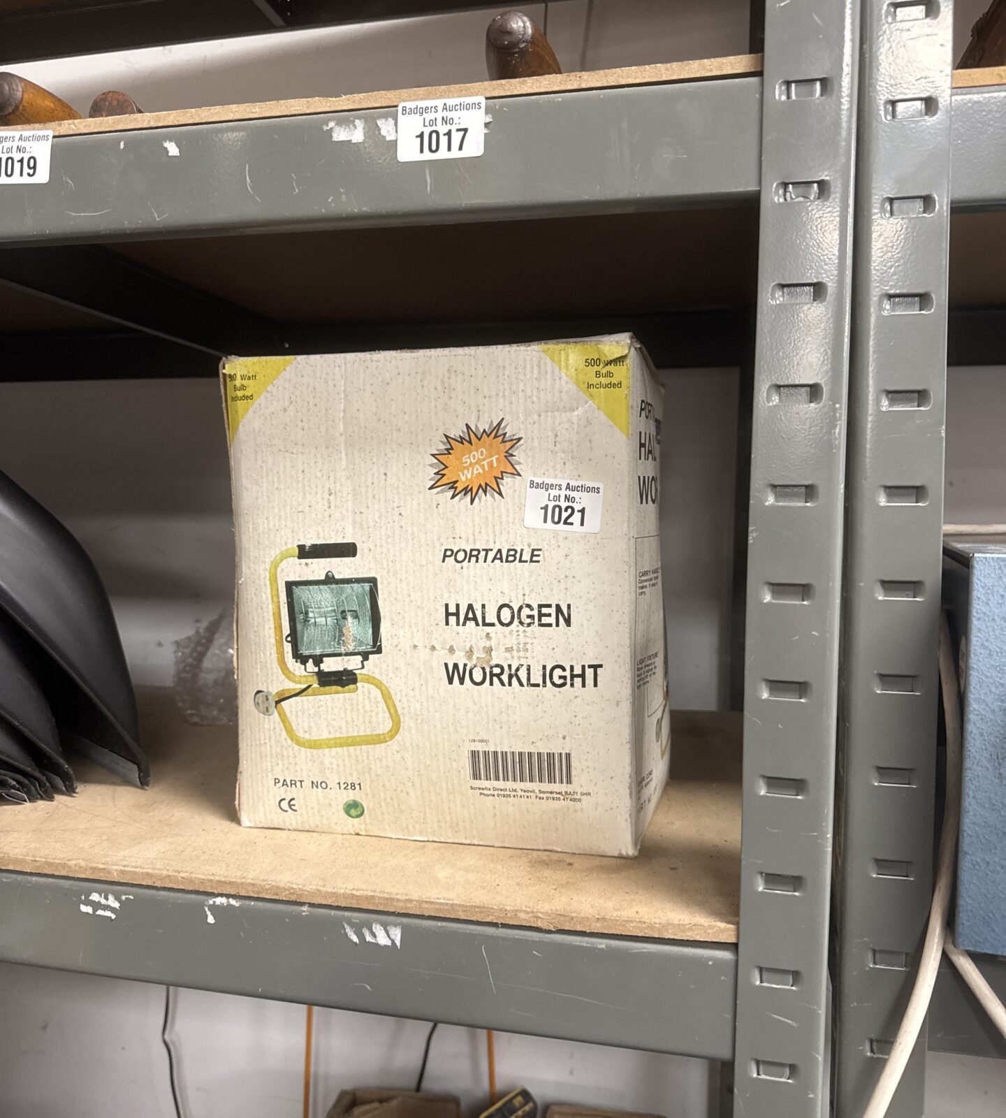 500w portable halogen work light – Badgers Auctions