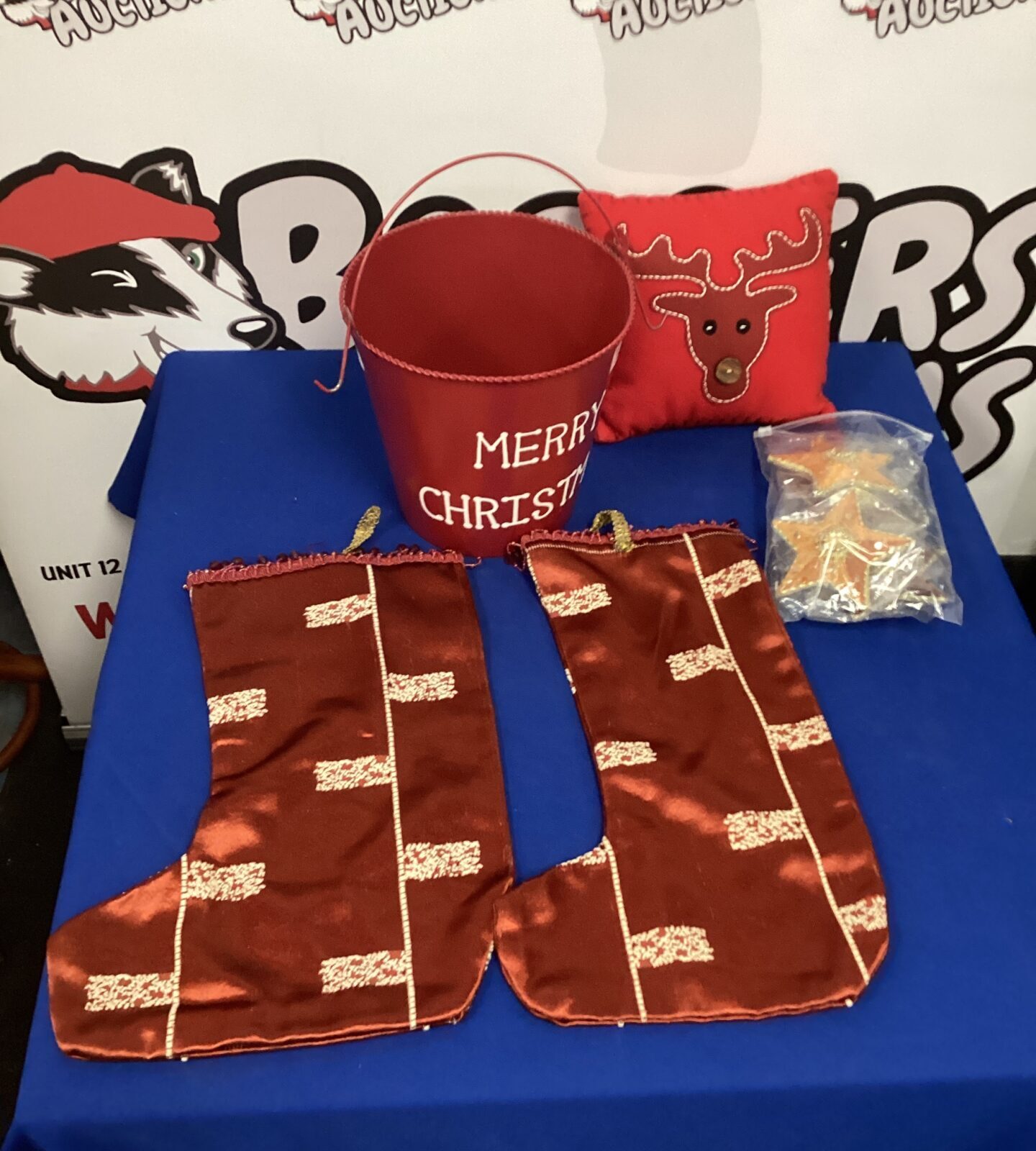 xmas bucket with contents – Badgers Auctions