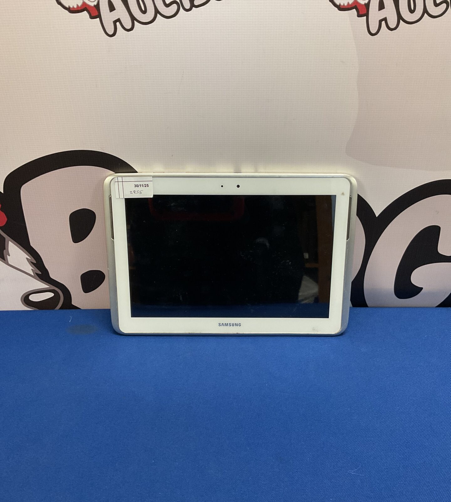 Samsung tablet model GT-N8010 – Badgers Auctions
