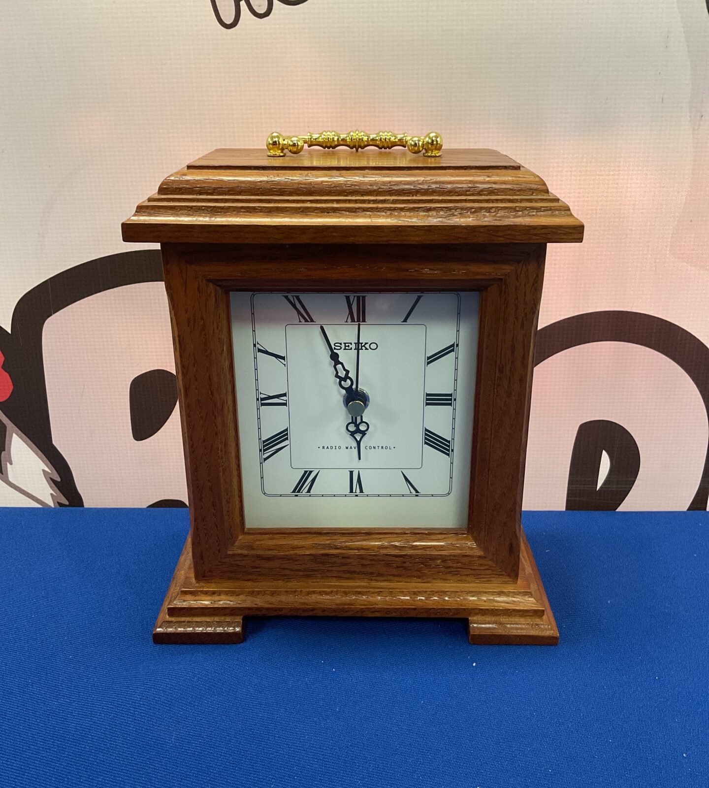 Seiko radio wave control mantle clock – Badgers Auctions