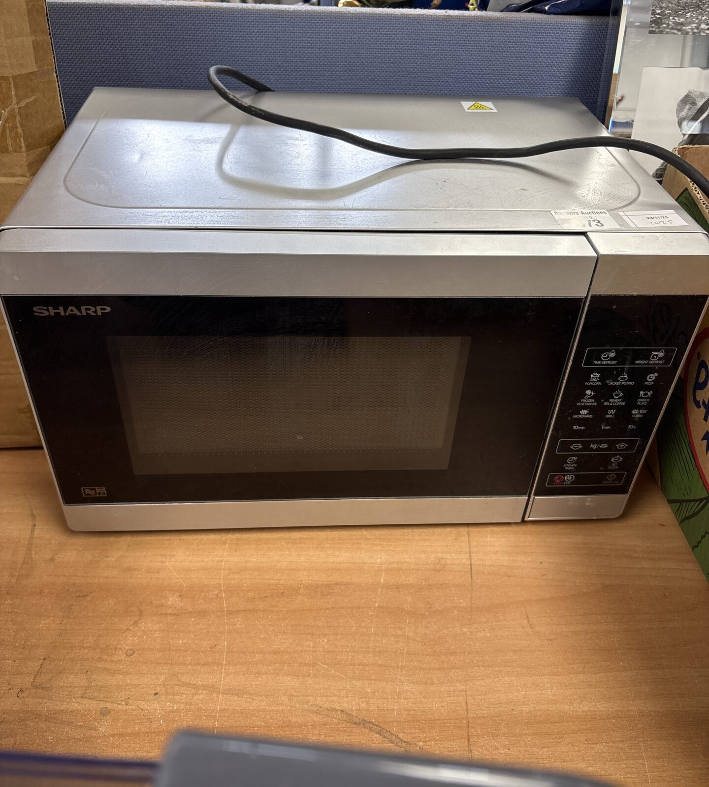 Silver Sharp Microwave – Badgers Auctions