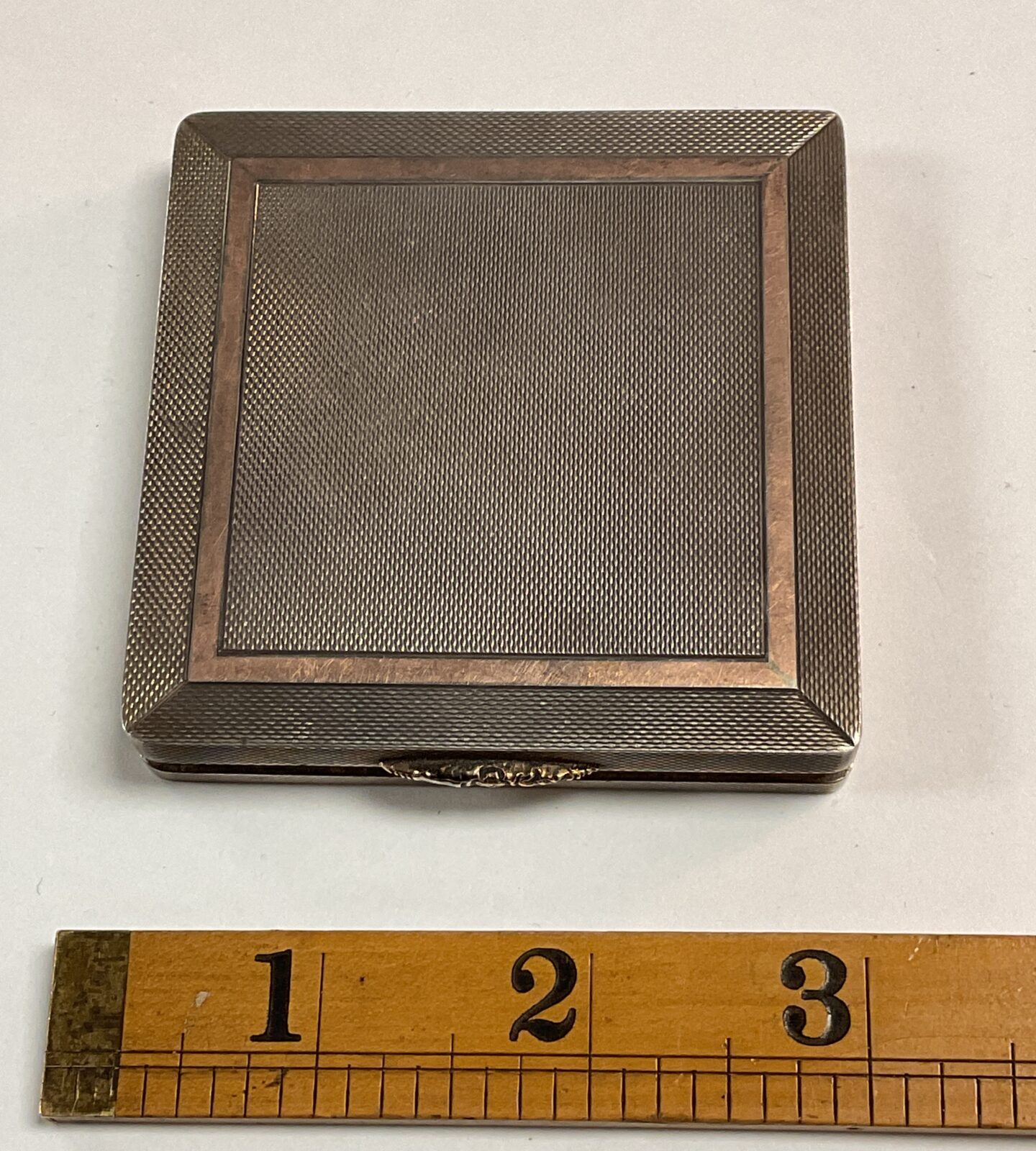 Hallmarked silver art deco compact with gold detail 118 g gross ...