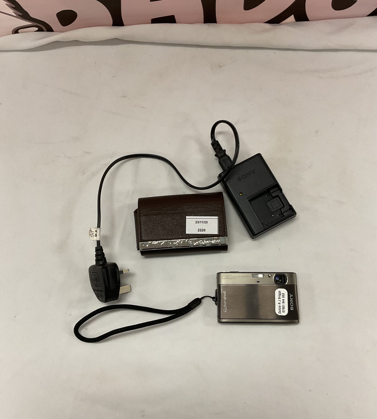 Sony CyberShot Carl Zeiss vario-tessar optical steady shot camera with ...